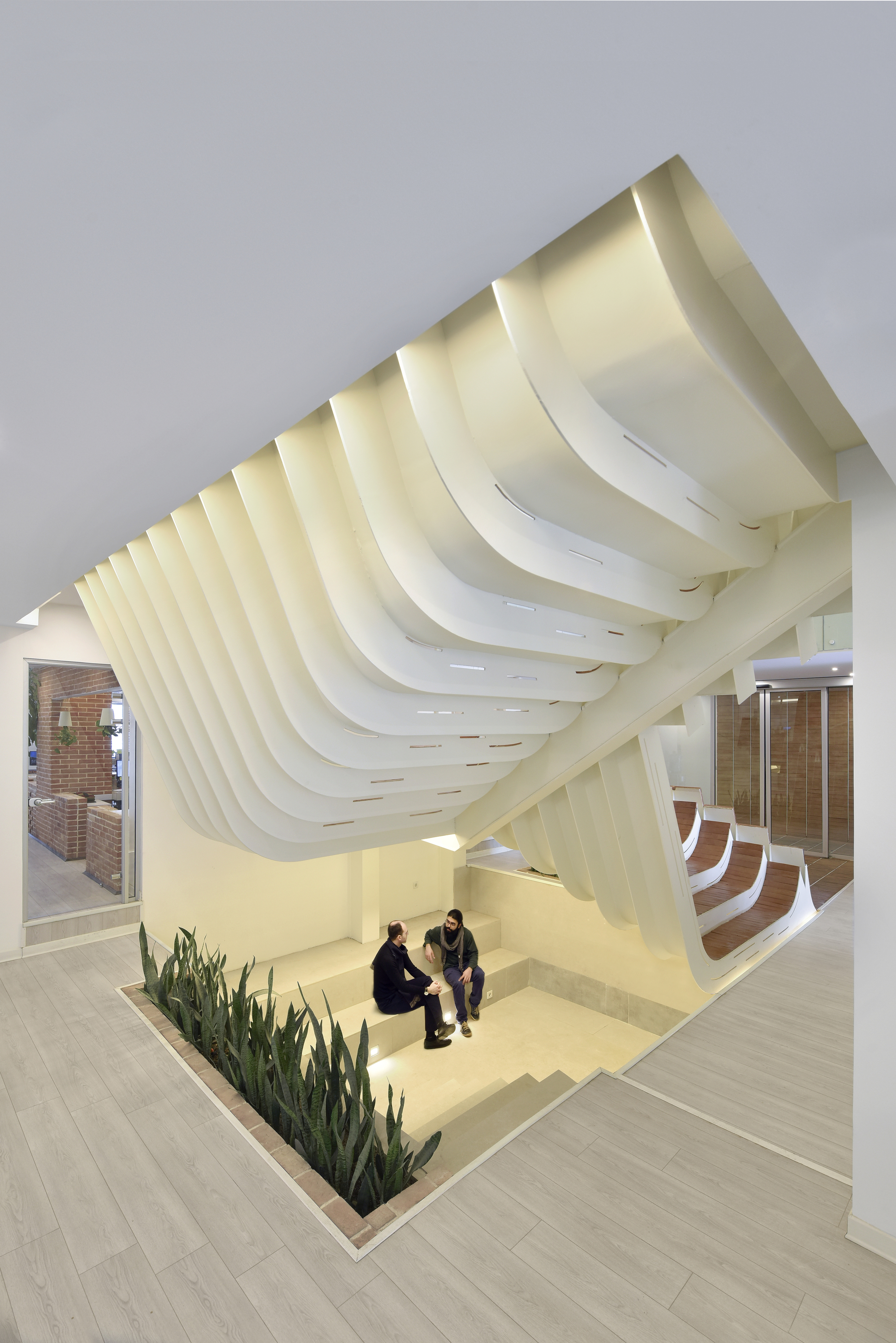 Gallery of APARAT Headquarters / Qastic - 2