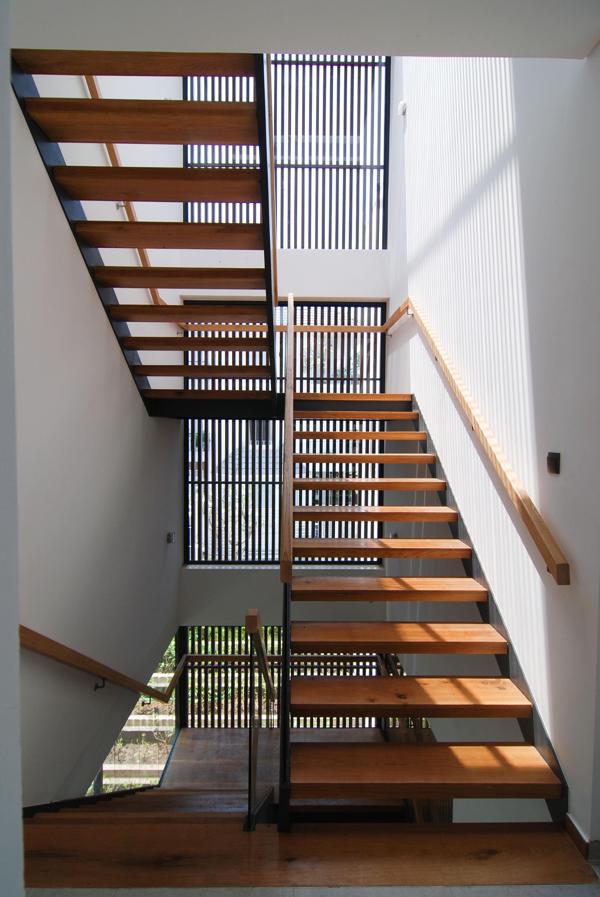 Gallery of Eden Villa / xyz architects - 14