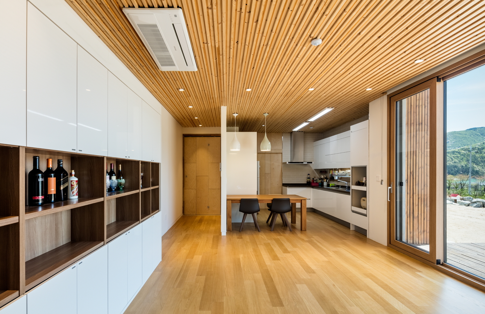 Gallery of Apple Farm House / 2m2 architects - 7