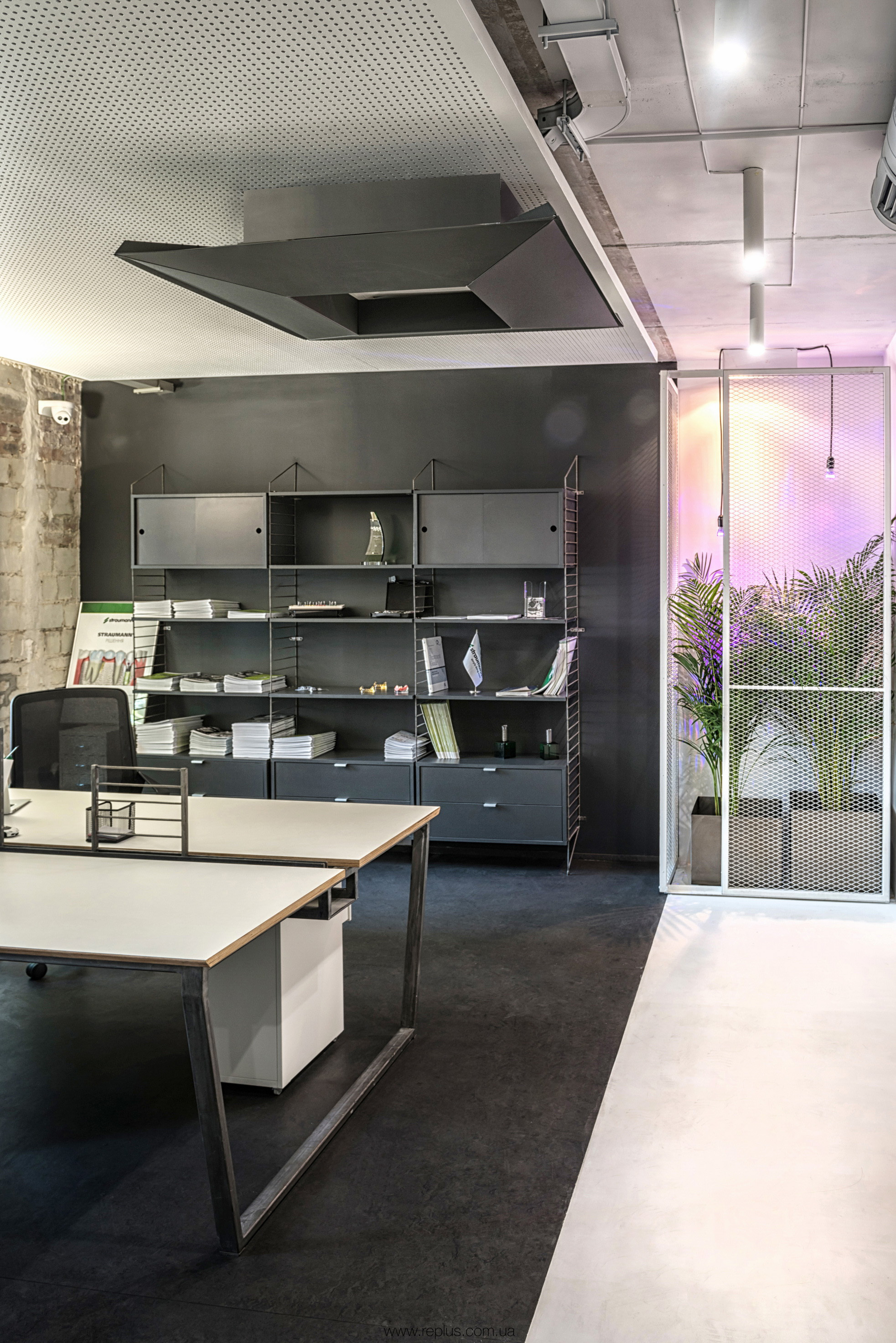 Gallery of Inspe Office / replus design bureau - 19