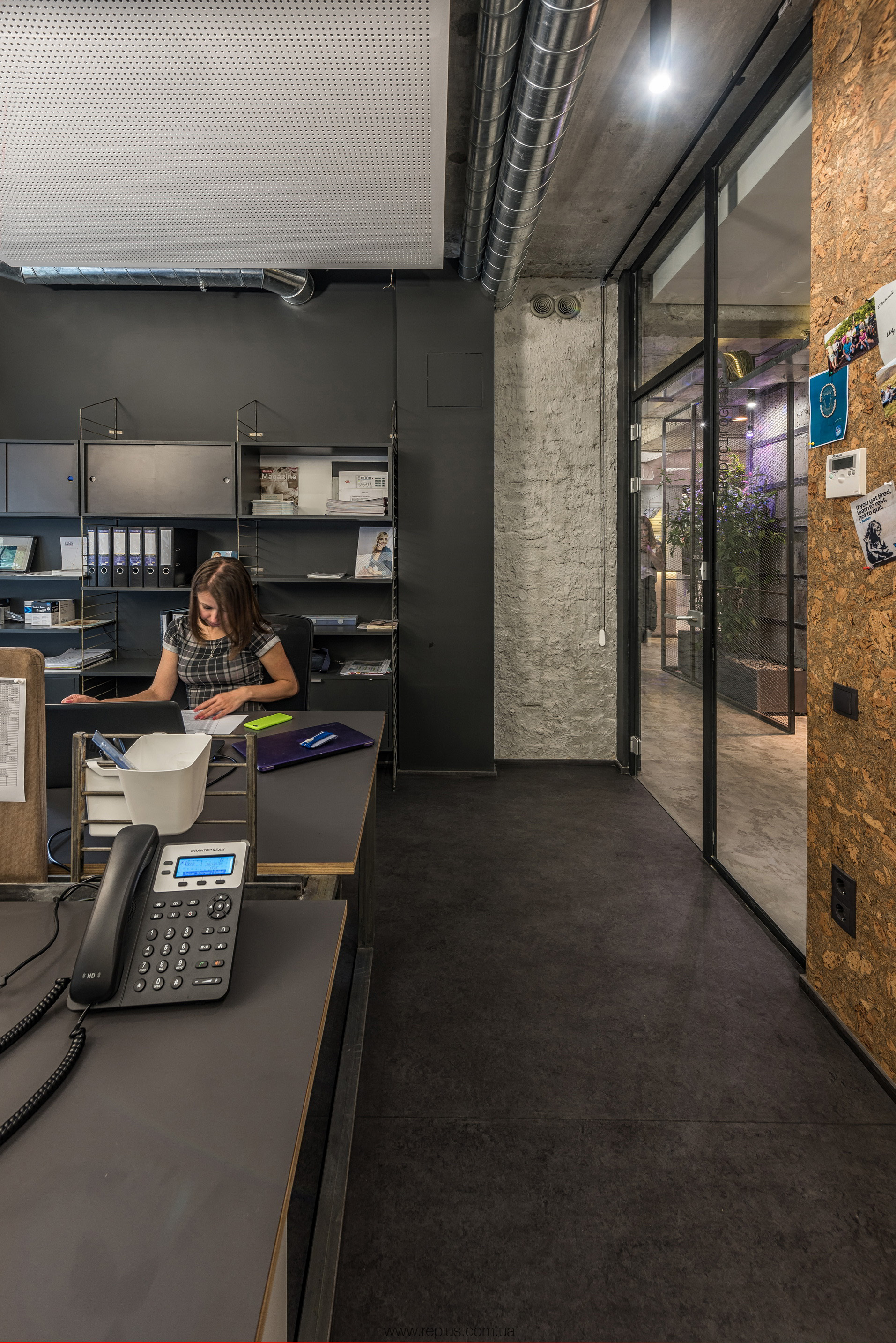 Gallery of Inspe Office / replus design bureau - 11