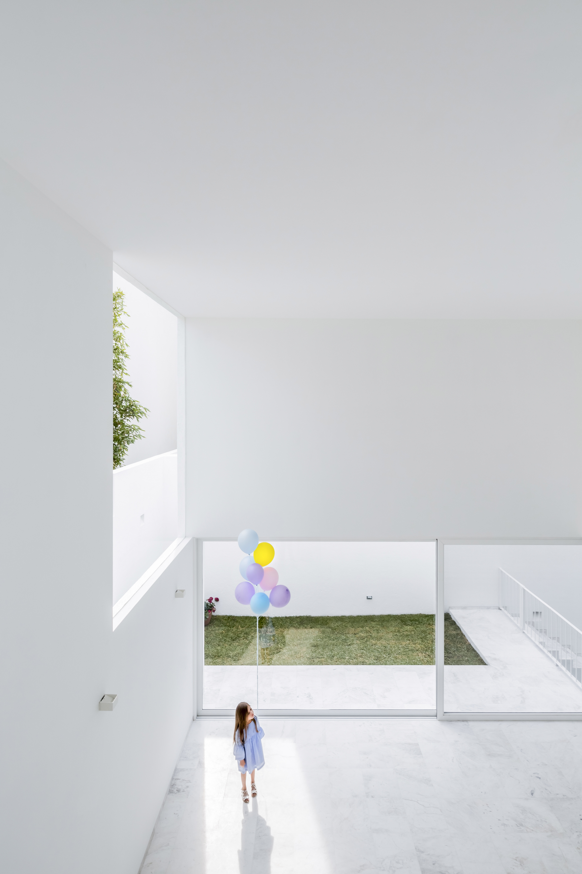 Gallery of The Cave / COTAPAREDES Arquitectos - 13