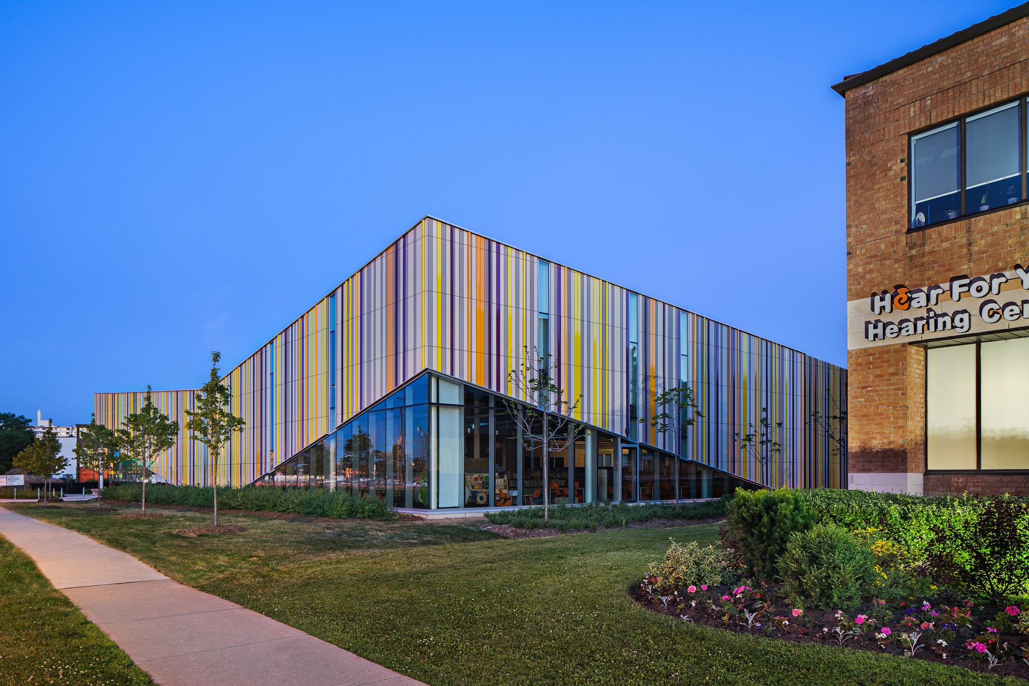 Gallery of Albion Library / Perkins+Will Canada - 17