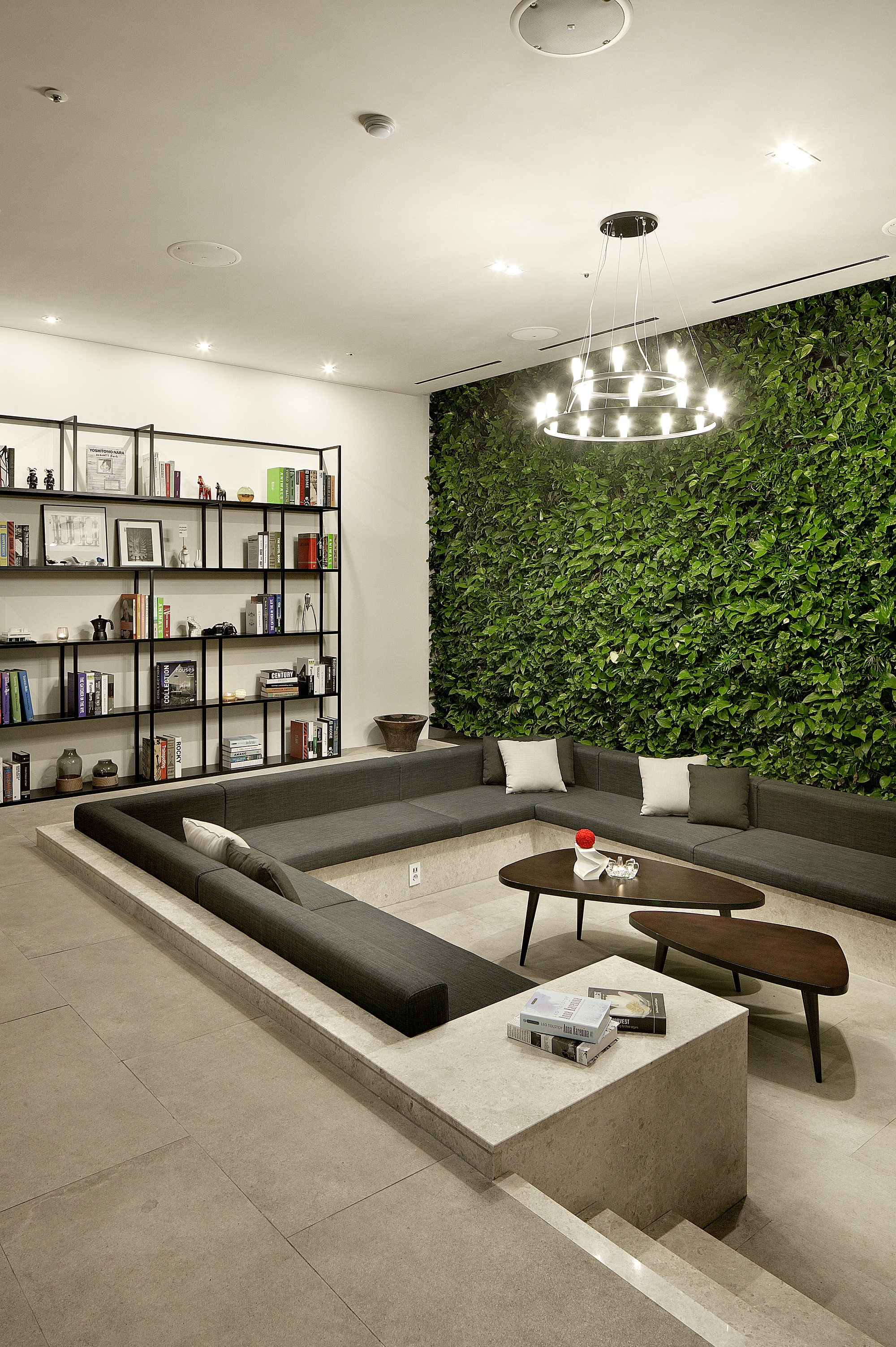 Gallery of Liberty Lounge / Simplex Architecture - 24