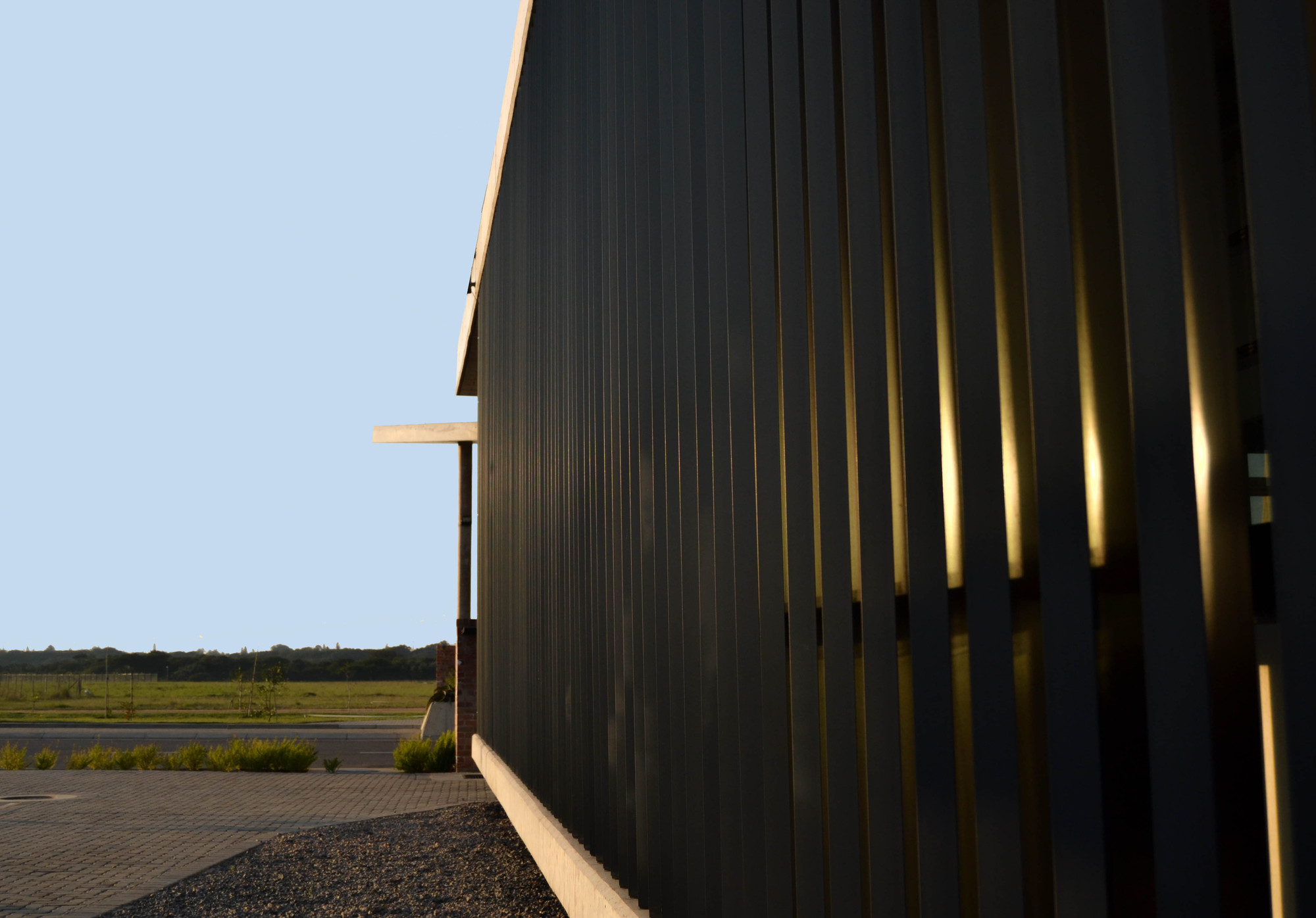 Gallery of RBIDZ Entrance Gate / Jeremy Steere Architect - 15