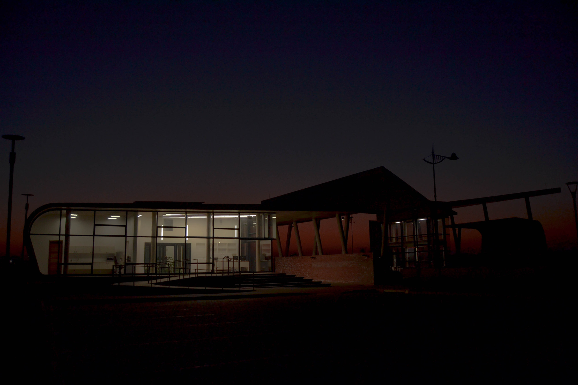 Gallery of RBIDZ Entrance Gate / Jeremy Steere Architect - 29