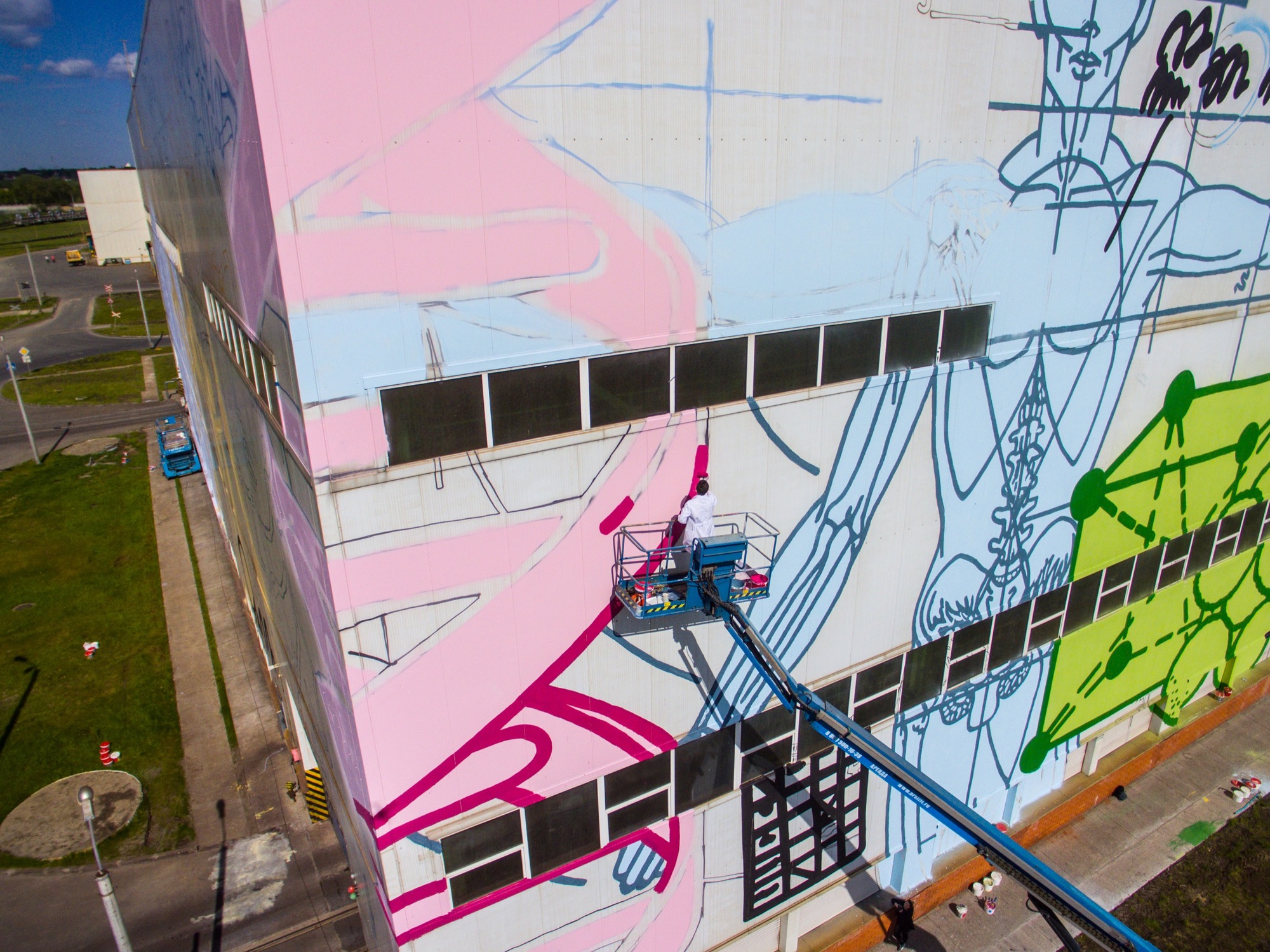 Gallery of Is This the World's Largest Mural? - 5