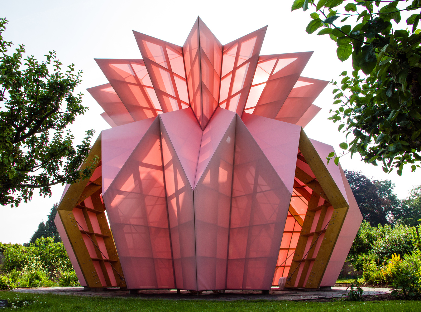 Gallery of Look! Look! Look! / Studio Morison - 3