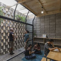 House Between Blocks / Natura Futura Arquitectura | ArchDaily