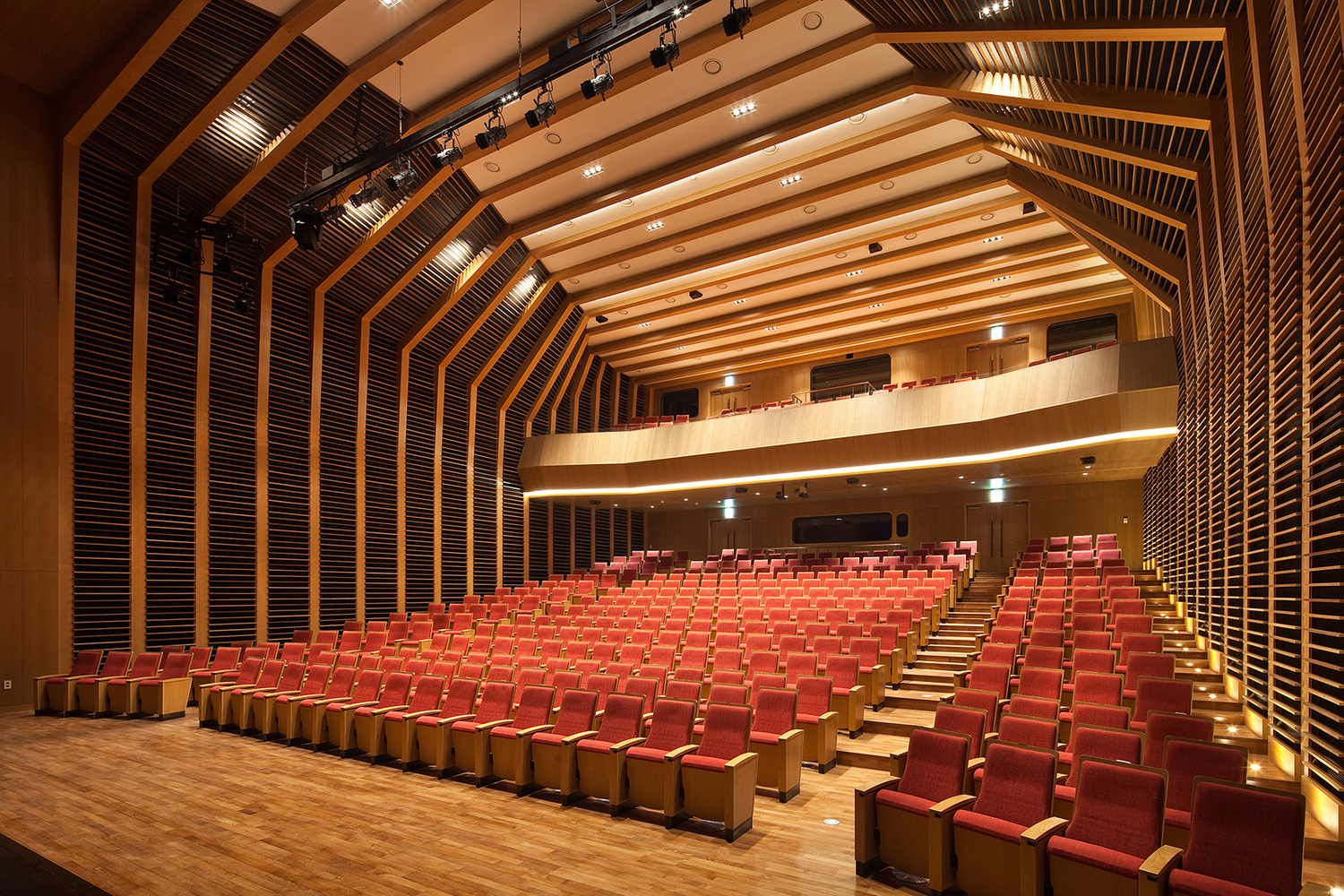Gallery of The Second Headquarters of DAEGU BANK / JUNGLIM Architecture - 4