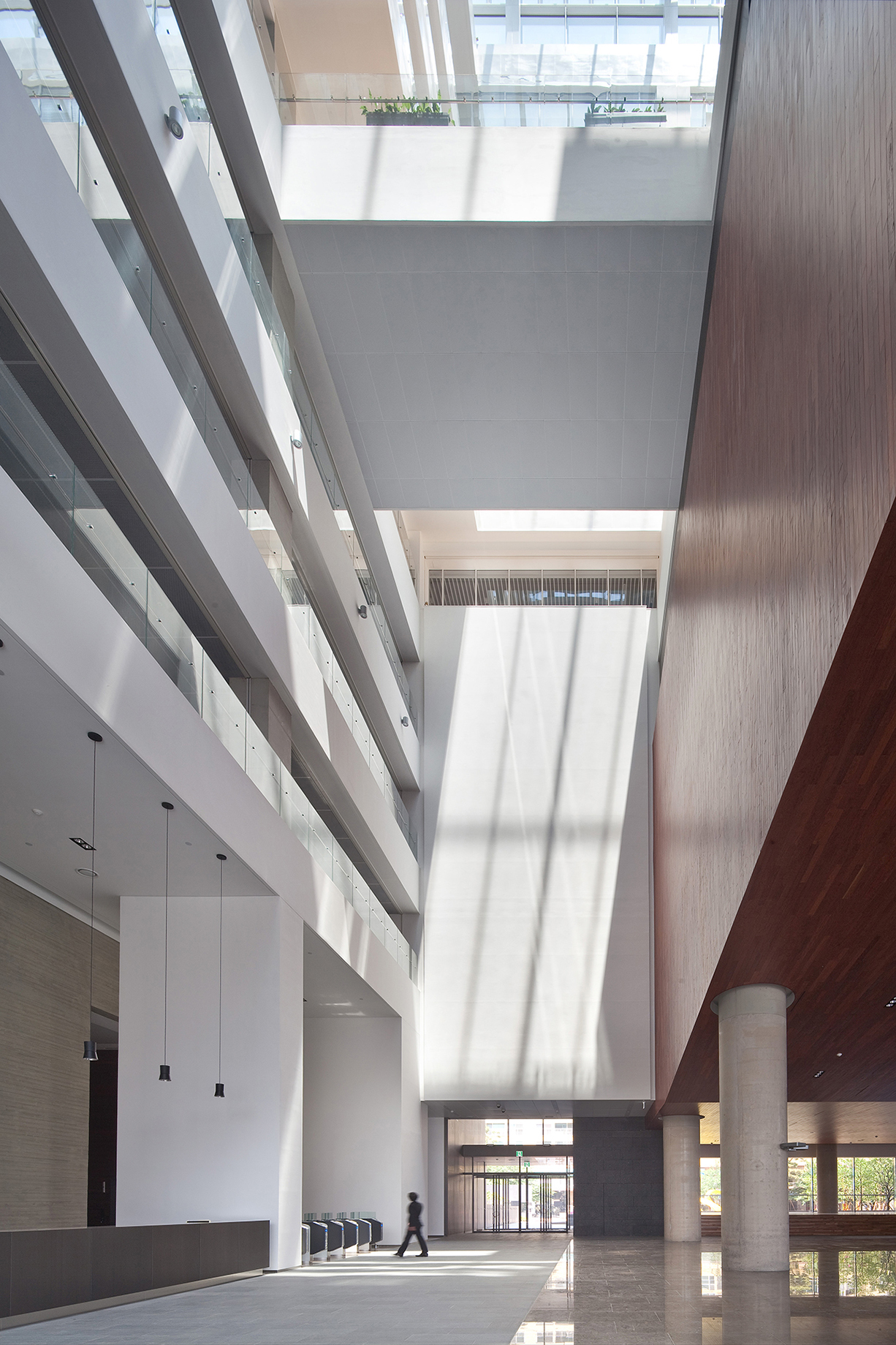 Gallery of The Second Headquarters of DAEGU BANK / JUNGLIM Architecture ...