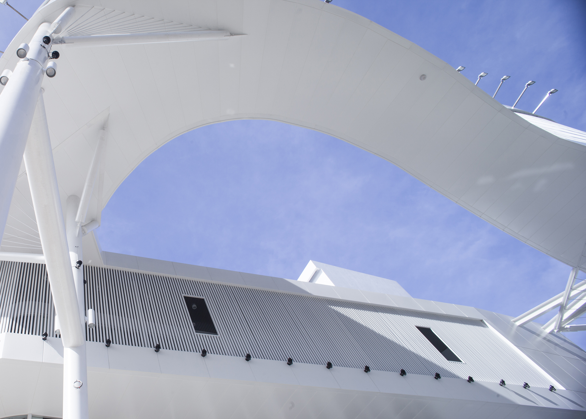 Gallery of Floating Veranda / TA architect - 26