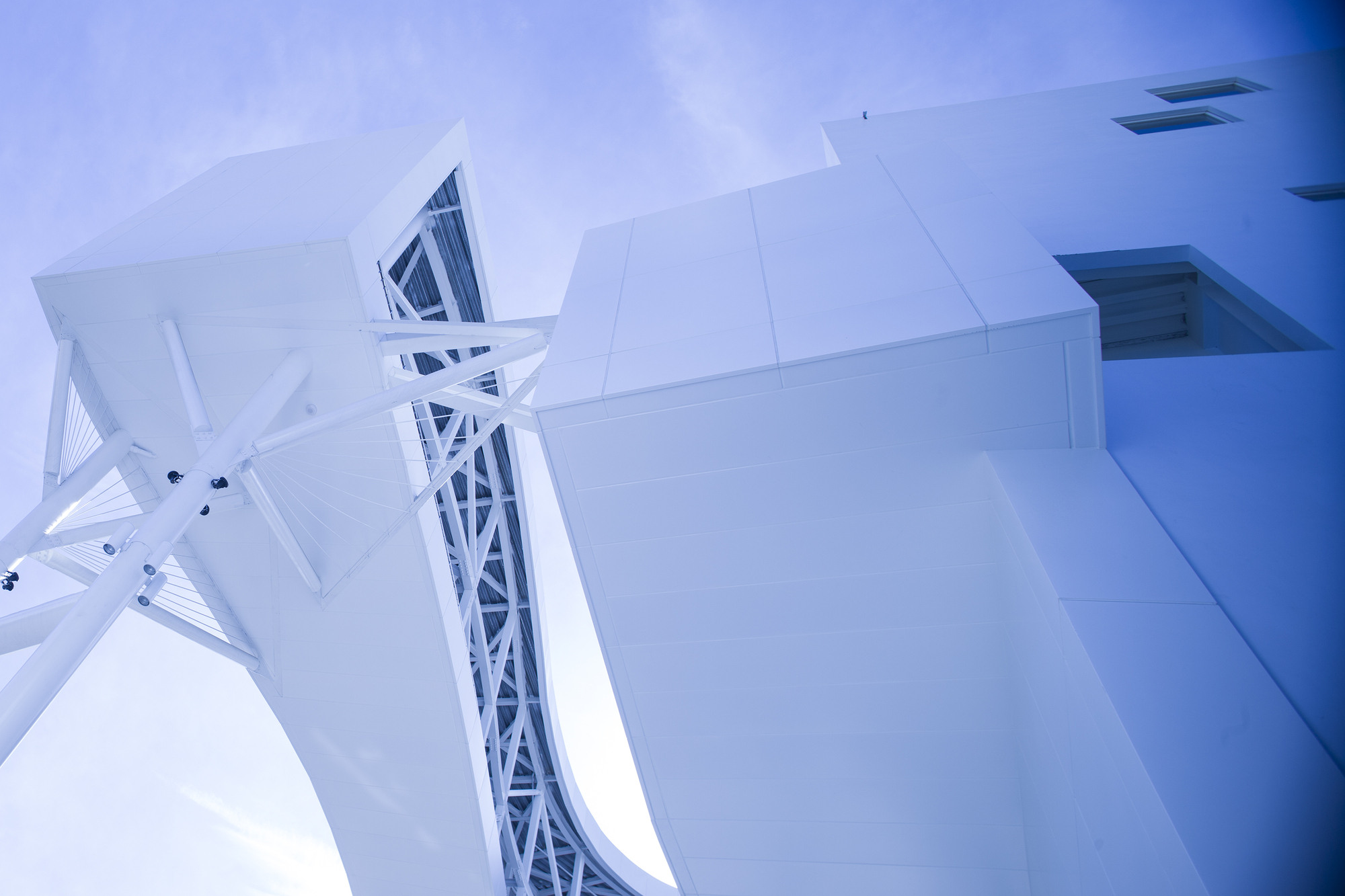 Gallery of Floating Veranda / TA architect - 11