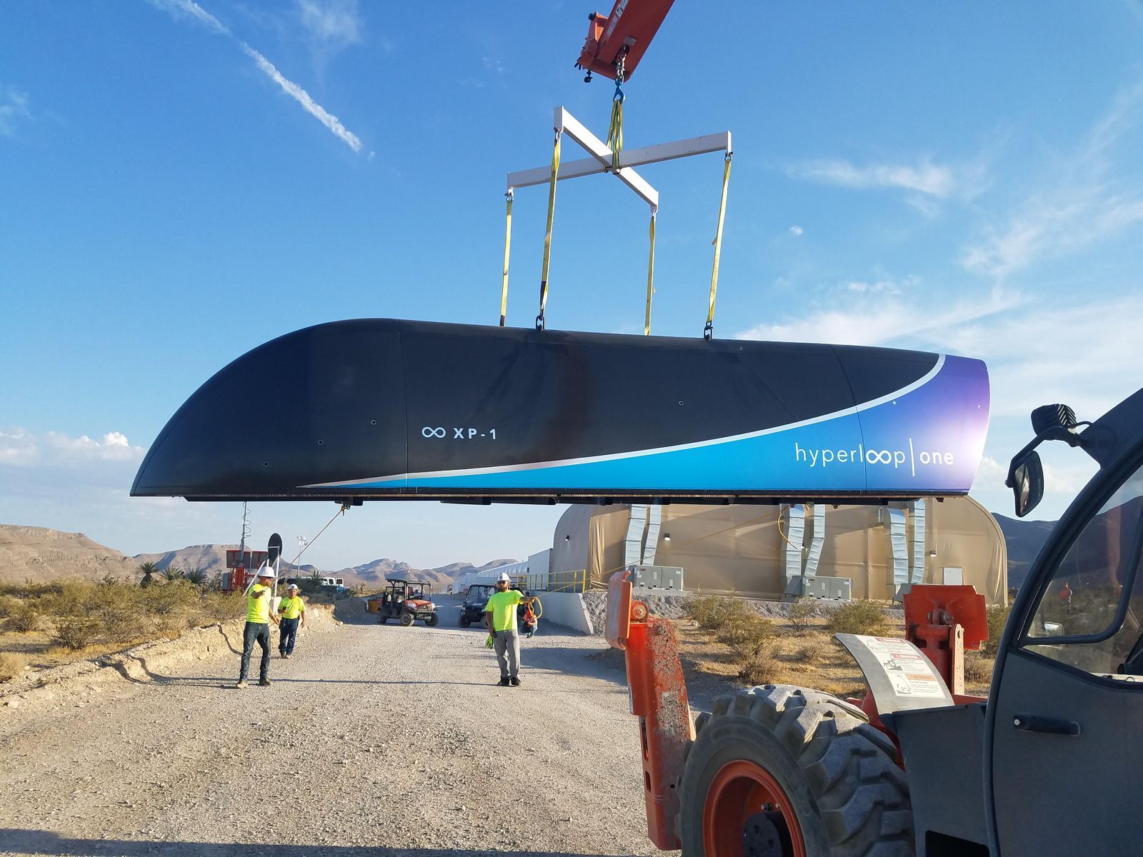 Hyperloop One Unveils Full-Scale Pod Prototype | ArchDaily