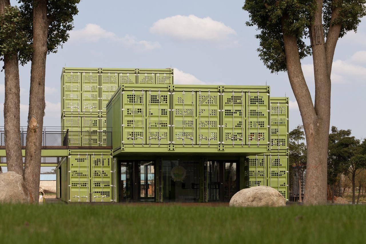 Gallery of Method in Modular: 10 Floor Plans Using Shipping Container ...