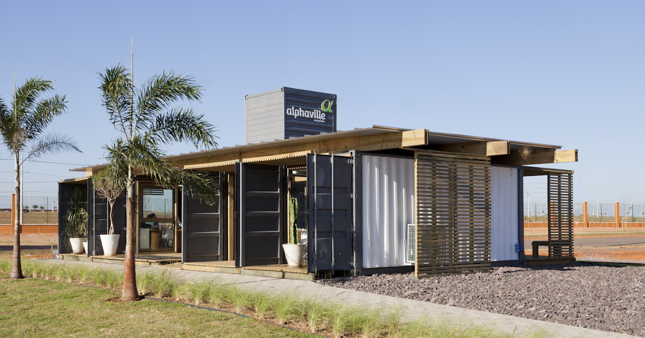 Gallery of Method in Modular: 10 Floor Plans Using Shipping Container ...