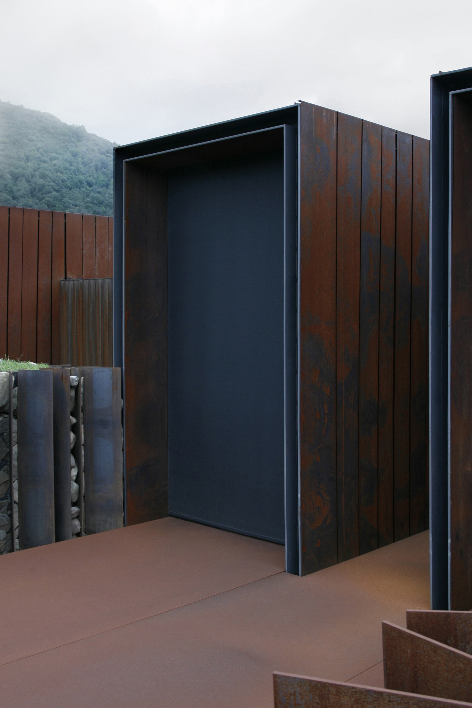 Gallery of Rural House / RCR Arquitectes - 13