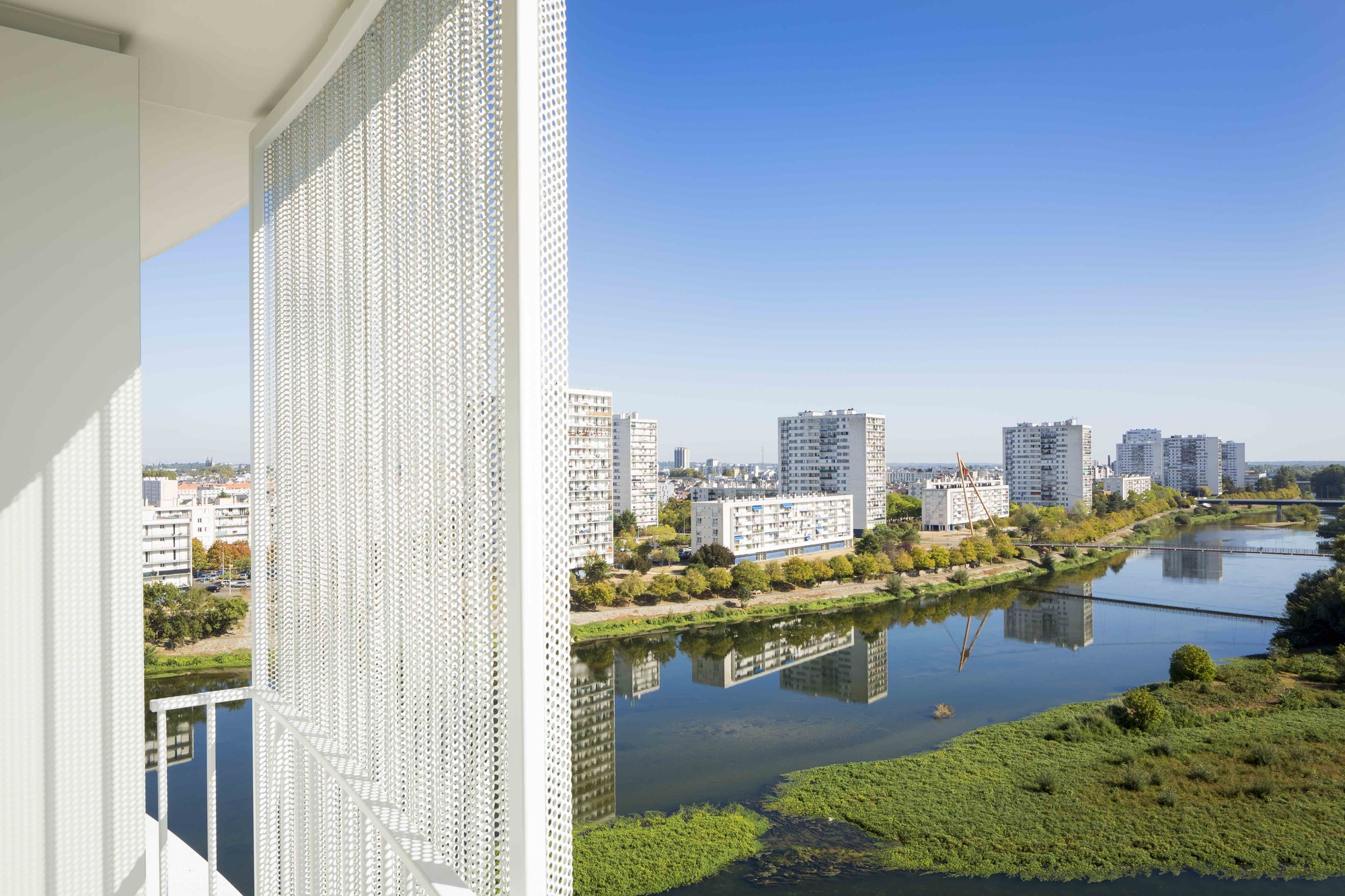 Galería de Tour Lumière / Jacques Ferrier Architecture - 21