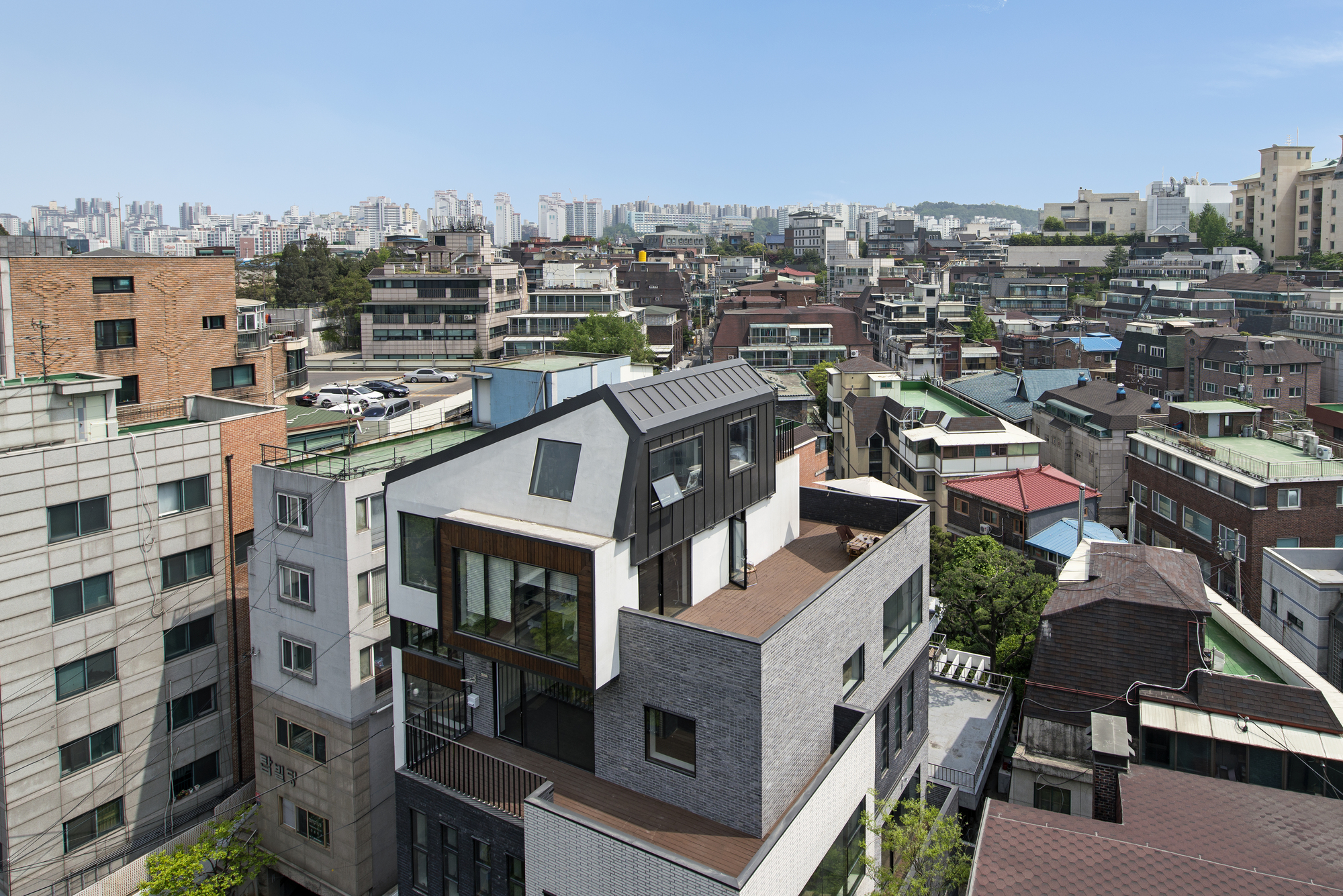 Gallery of Brick Cubes / Design Guild - 22