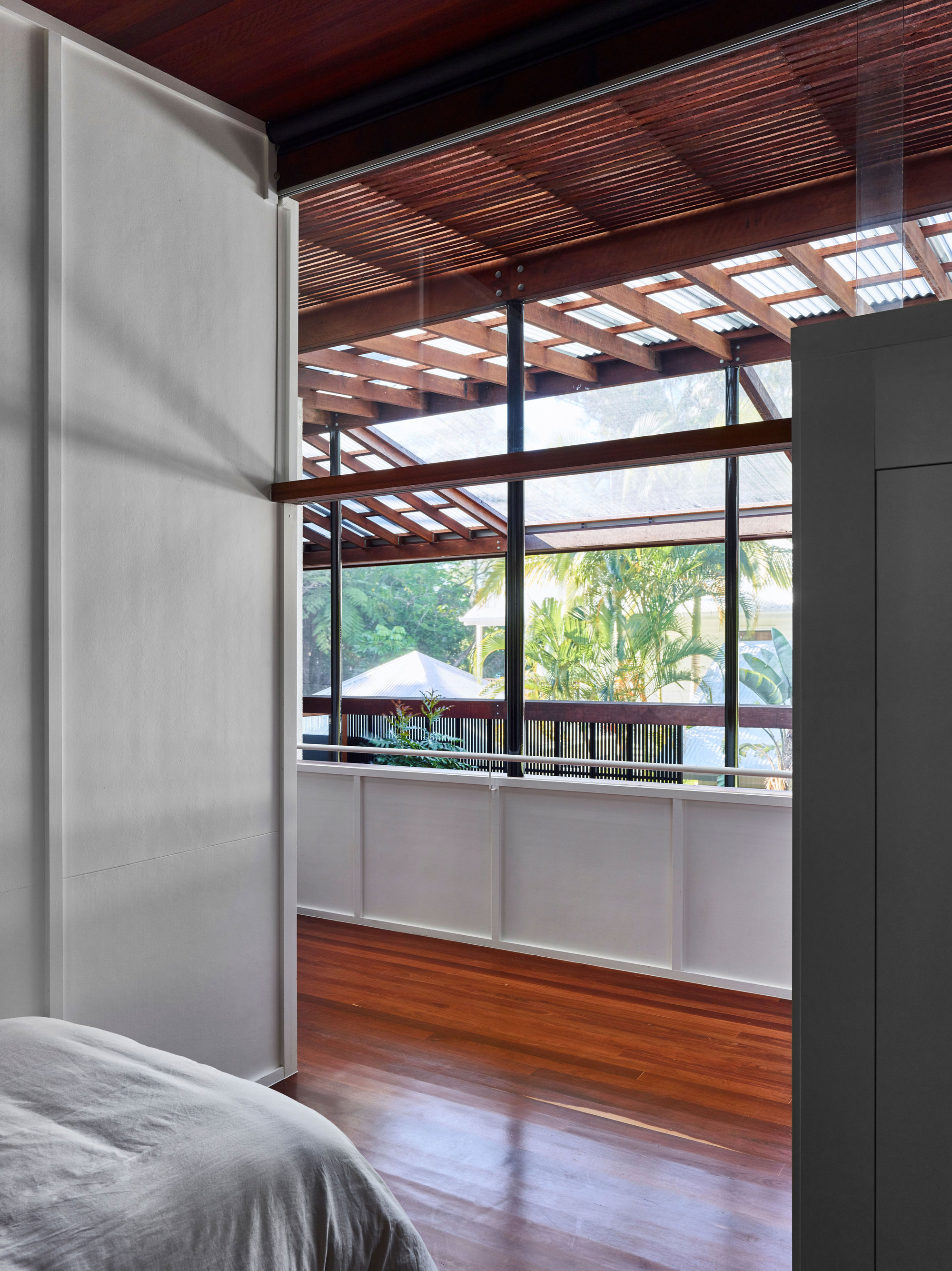 Gallery of Mitti Street House / James Russell Architect - 10