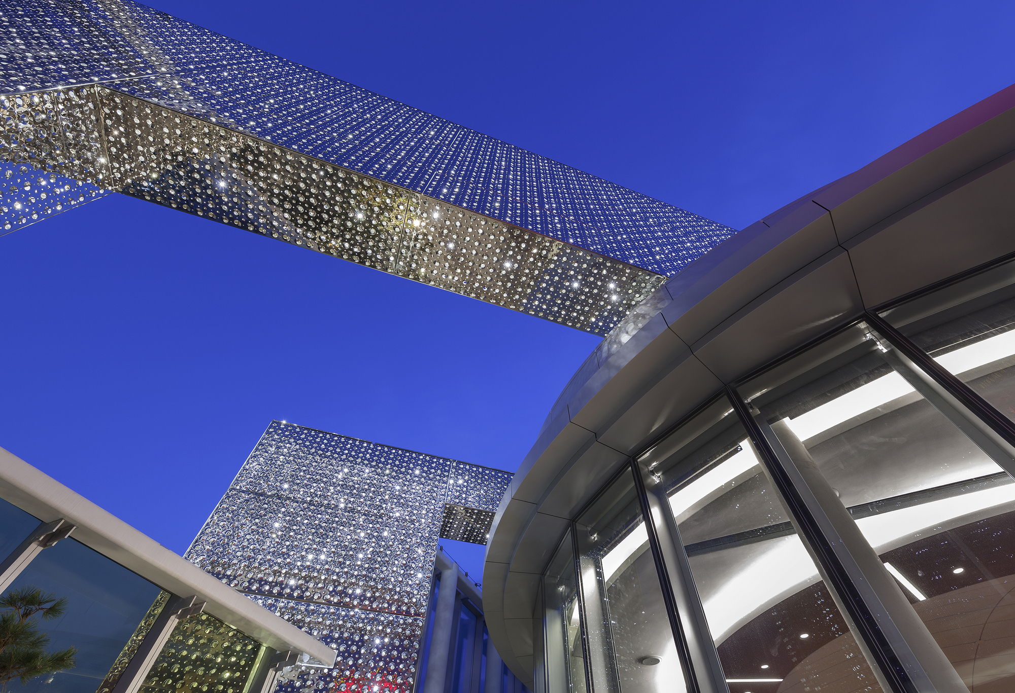 Gallery of Harim Group Headquarters Building / The Beck Group - 12