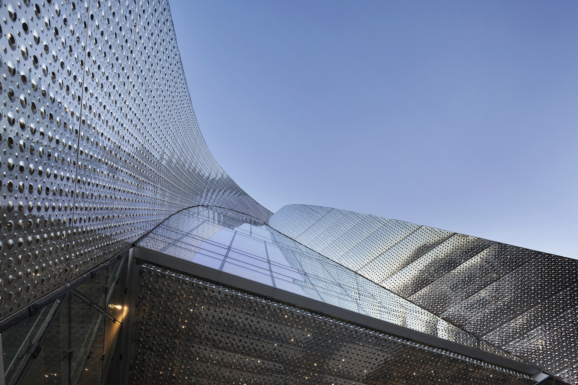 Gallery of Harim Group Headquarters Building / The Beck Group - 13