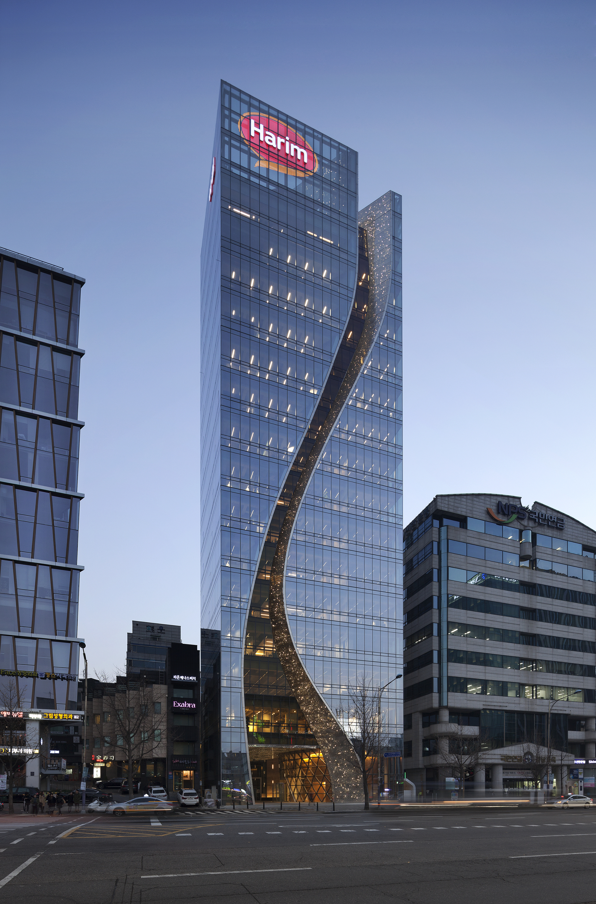 Gallery of Harim Group Headquarters Building / The Beck Group - 16