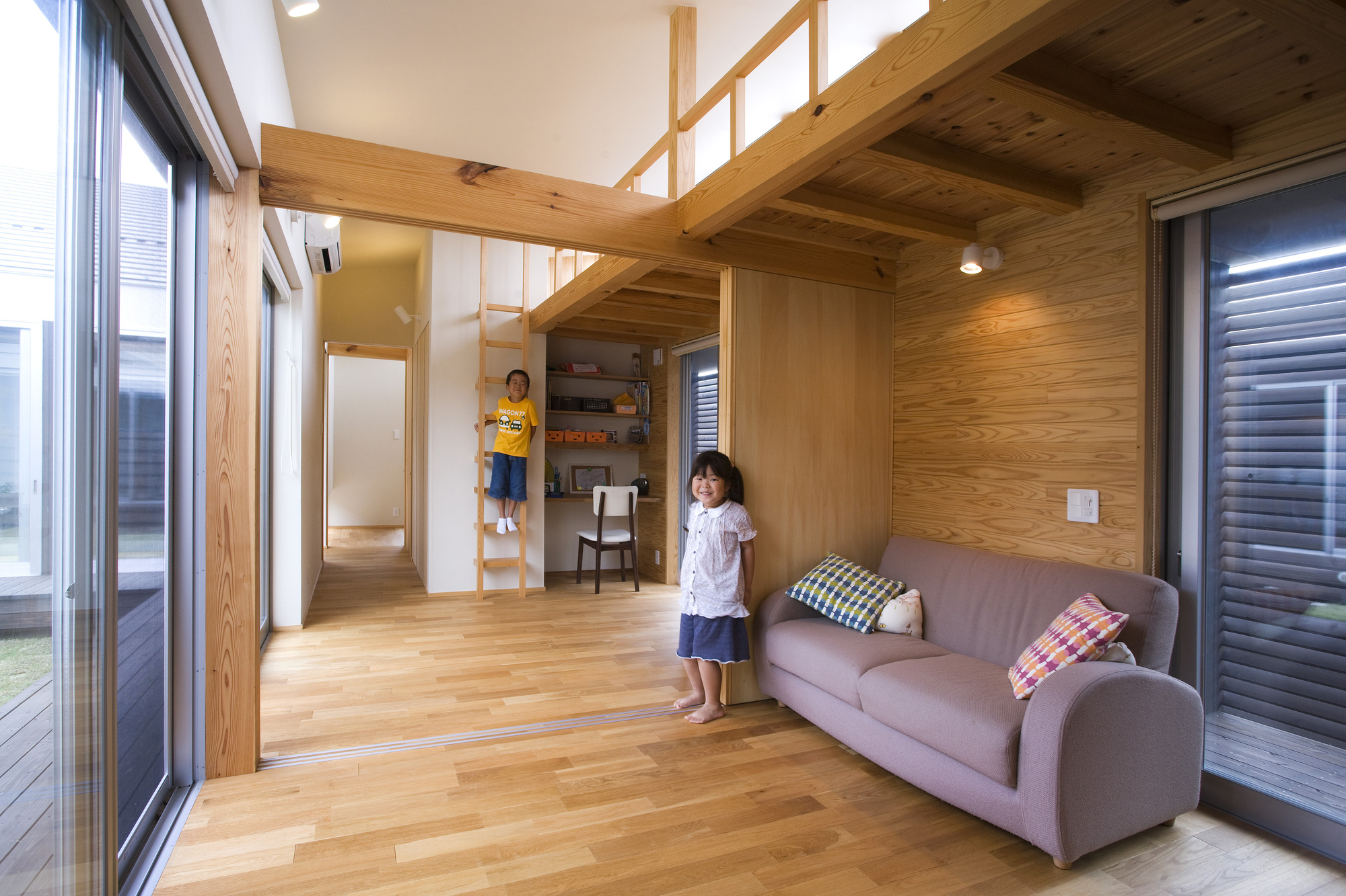 Gallery of Trough House / Youichi Kouno - 2