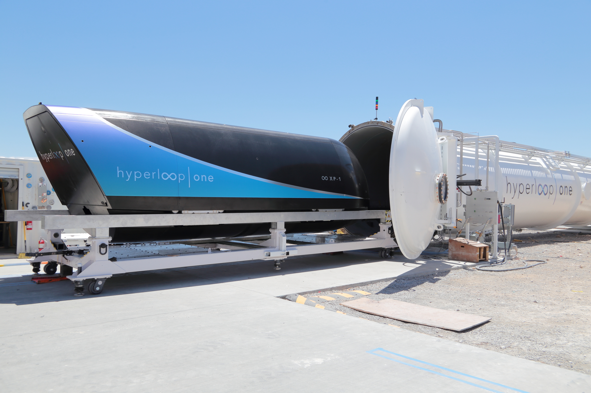 Primeiro teste do Hyperloop One com protótipo de cápsula é realizado ...