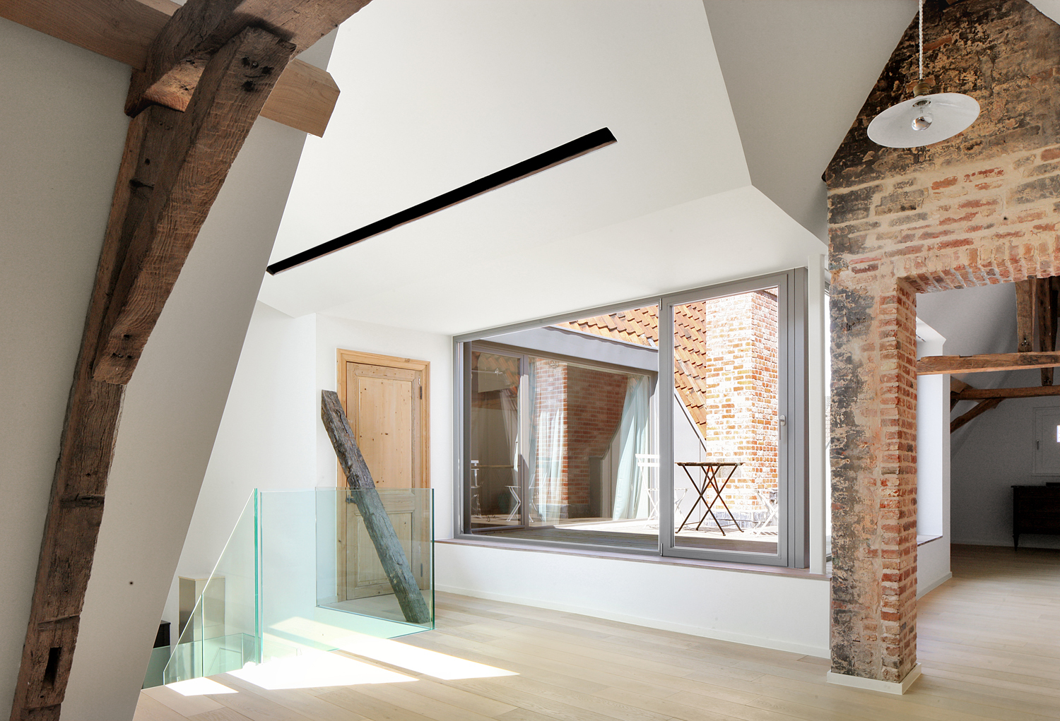 Gallery of Protected Houses Renovation / Atelier Tom Vanhee - 12