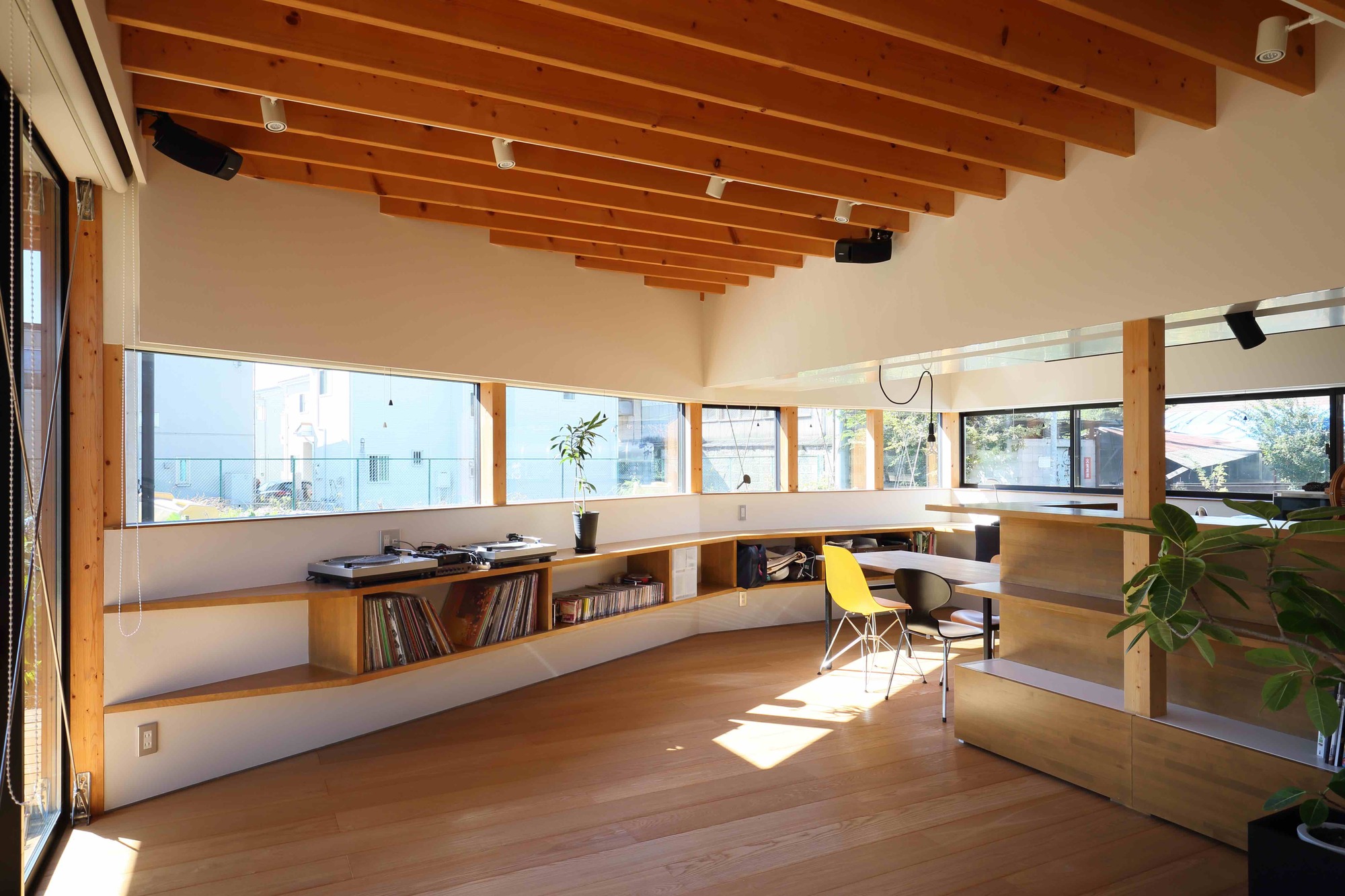 Gallery of Plug House / studioLOOP - 10