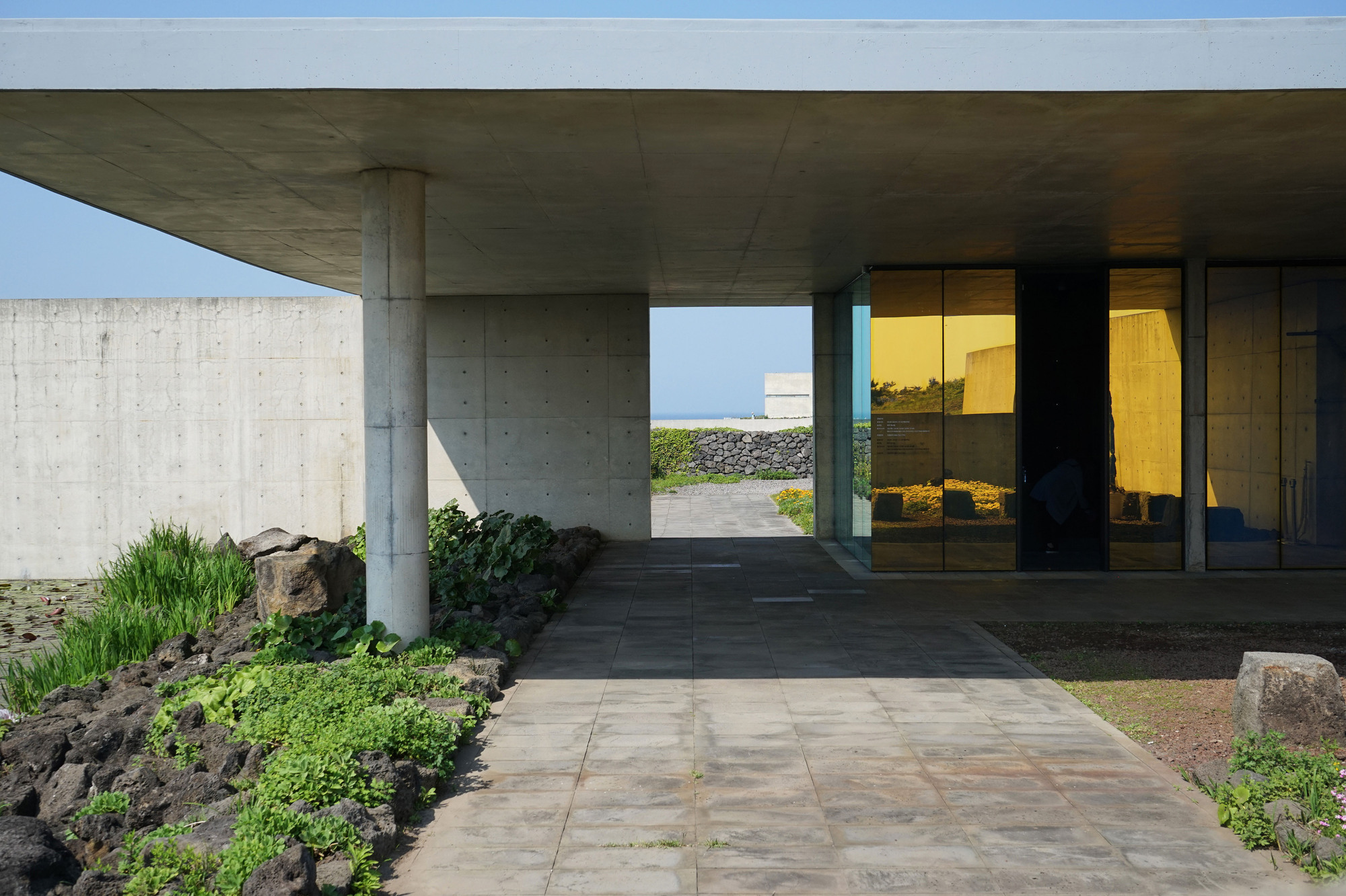 Gallery of Yumin Art Nouveau Collection / JAC Studios - 12