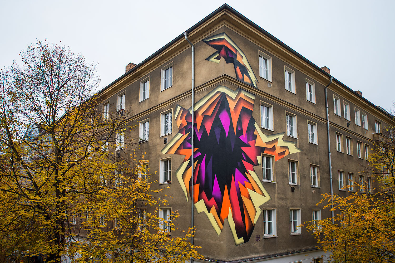 Gallery of German Street Artist 1010 Creates Cave-Like Illusions in ...