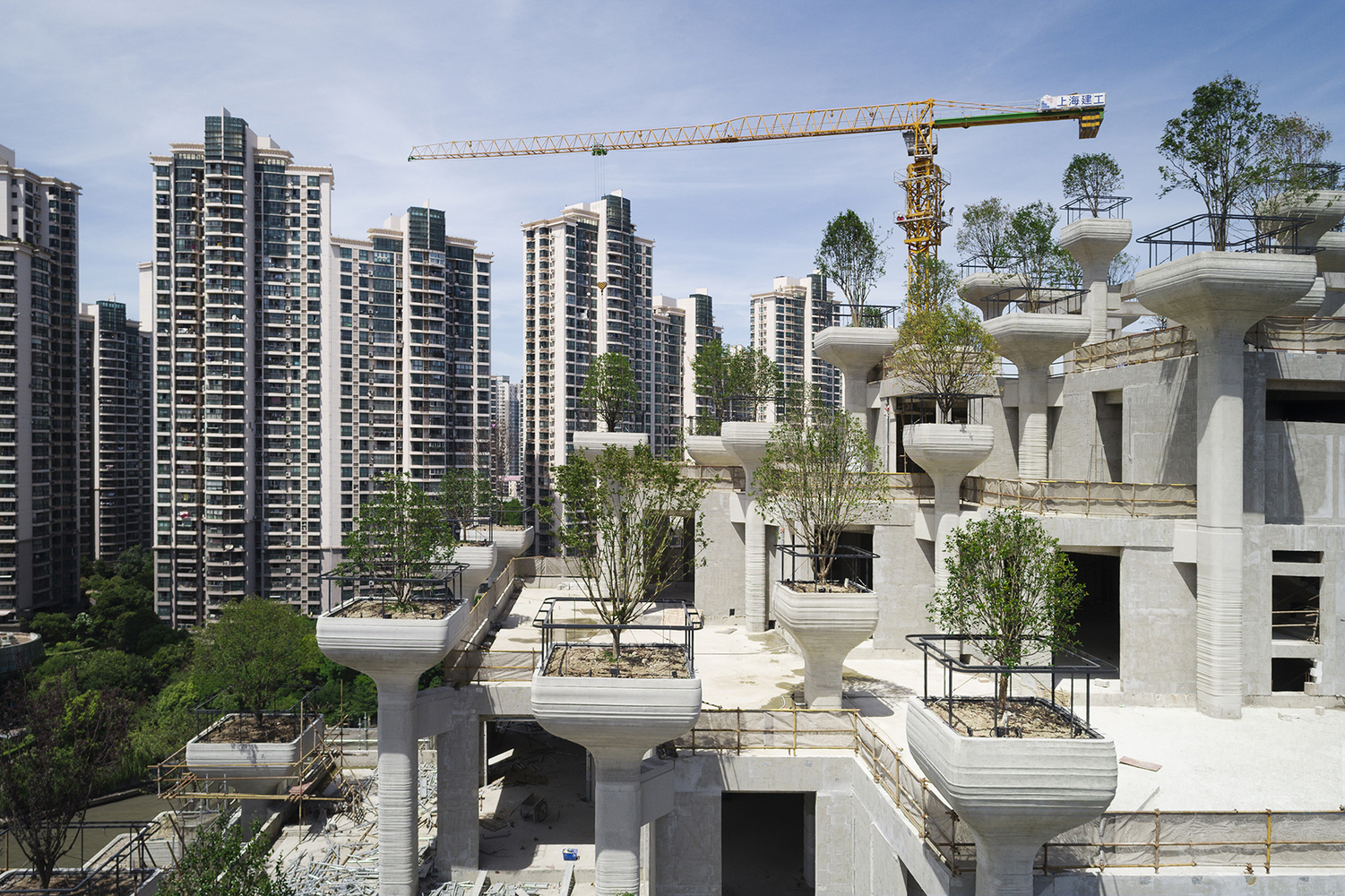 Gallery of Heatherwick Studio Released New Construction Images and ...