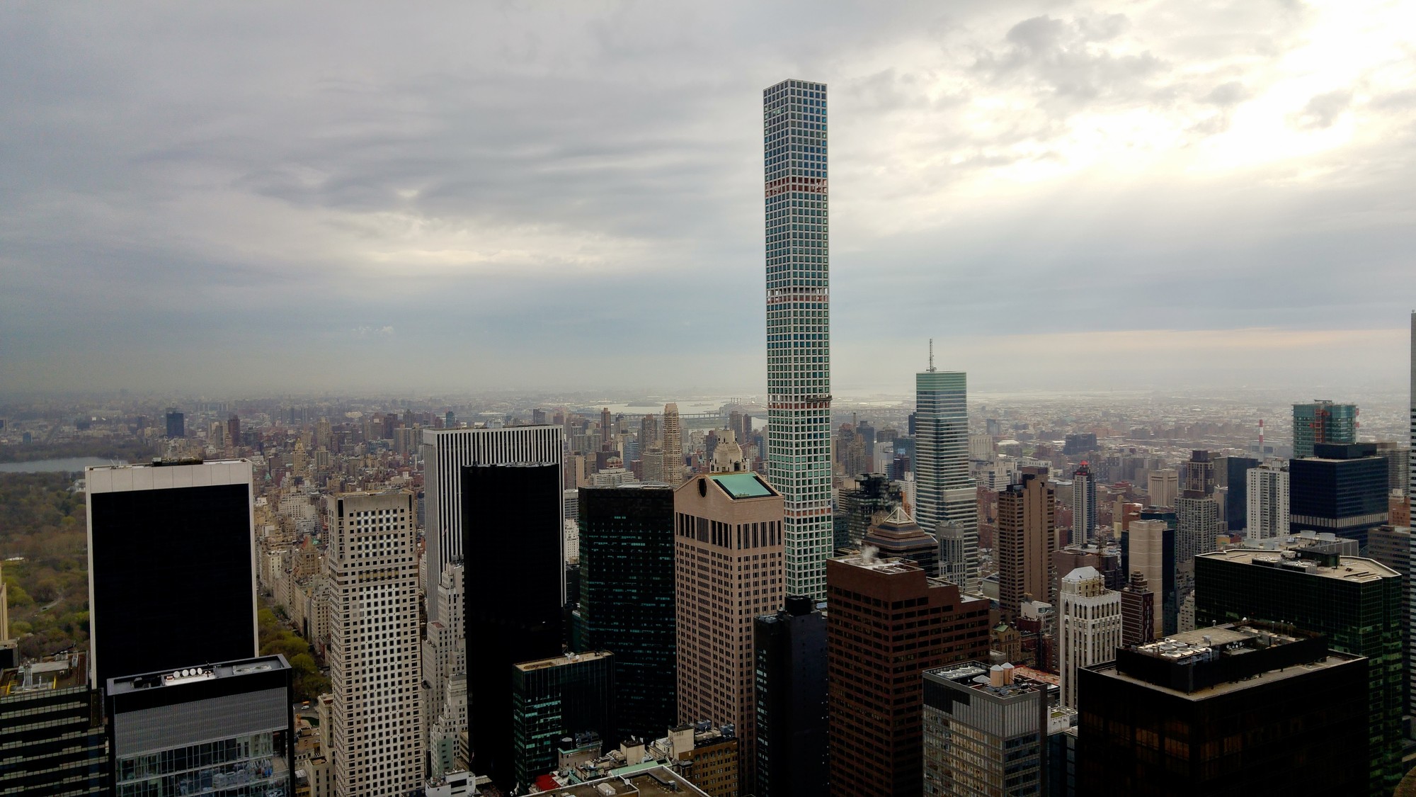 Gallery of 9 of the World's Most Intrusive Buildings - 8