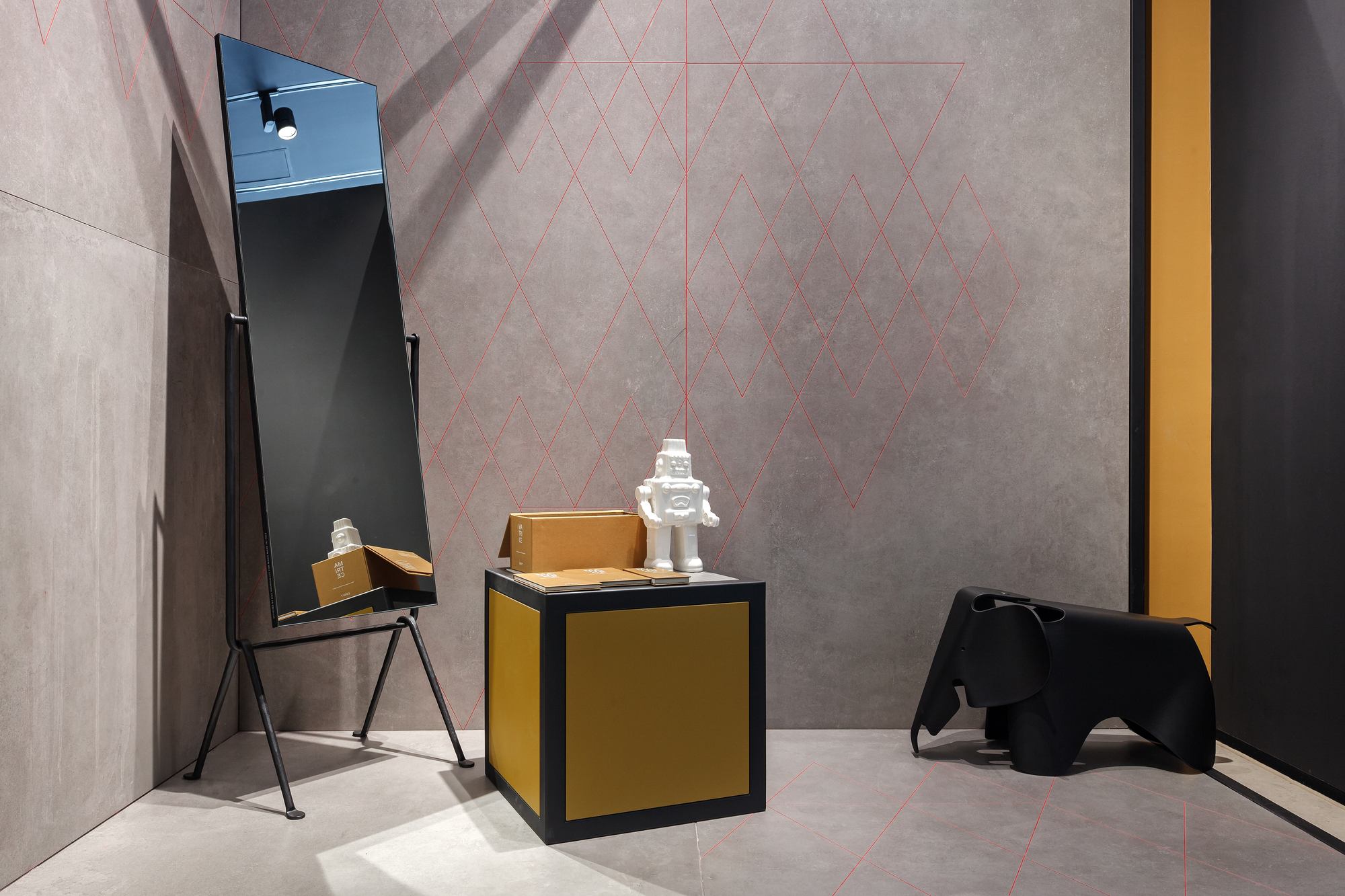 Gallery of pointONE showroom / Suto Interior Architects - 13