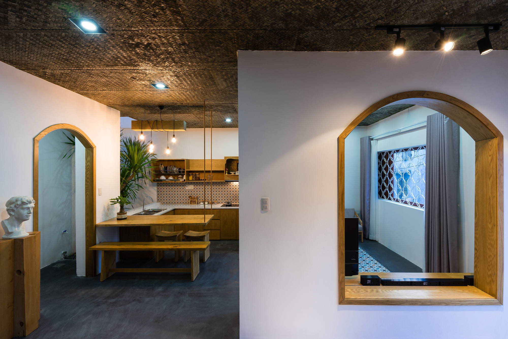 Gallery of 7x7 House / IZ Architects - 6