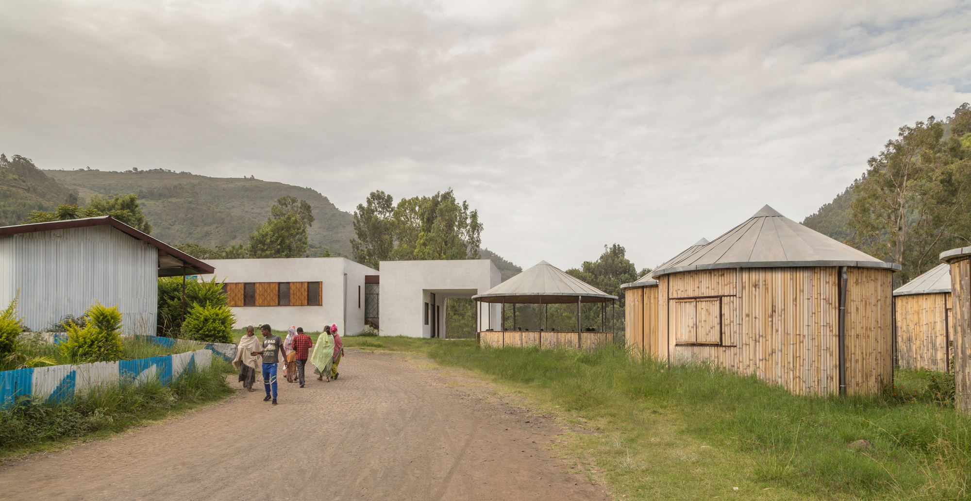 Gallery of Woldyia Maternity Center / Vilalta Studio - 9