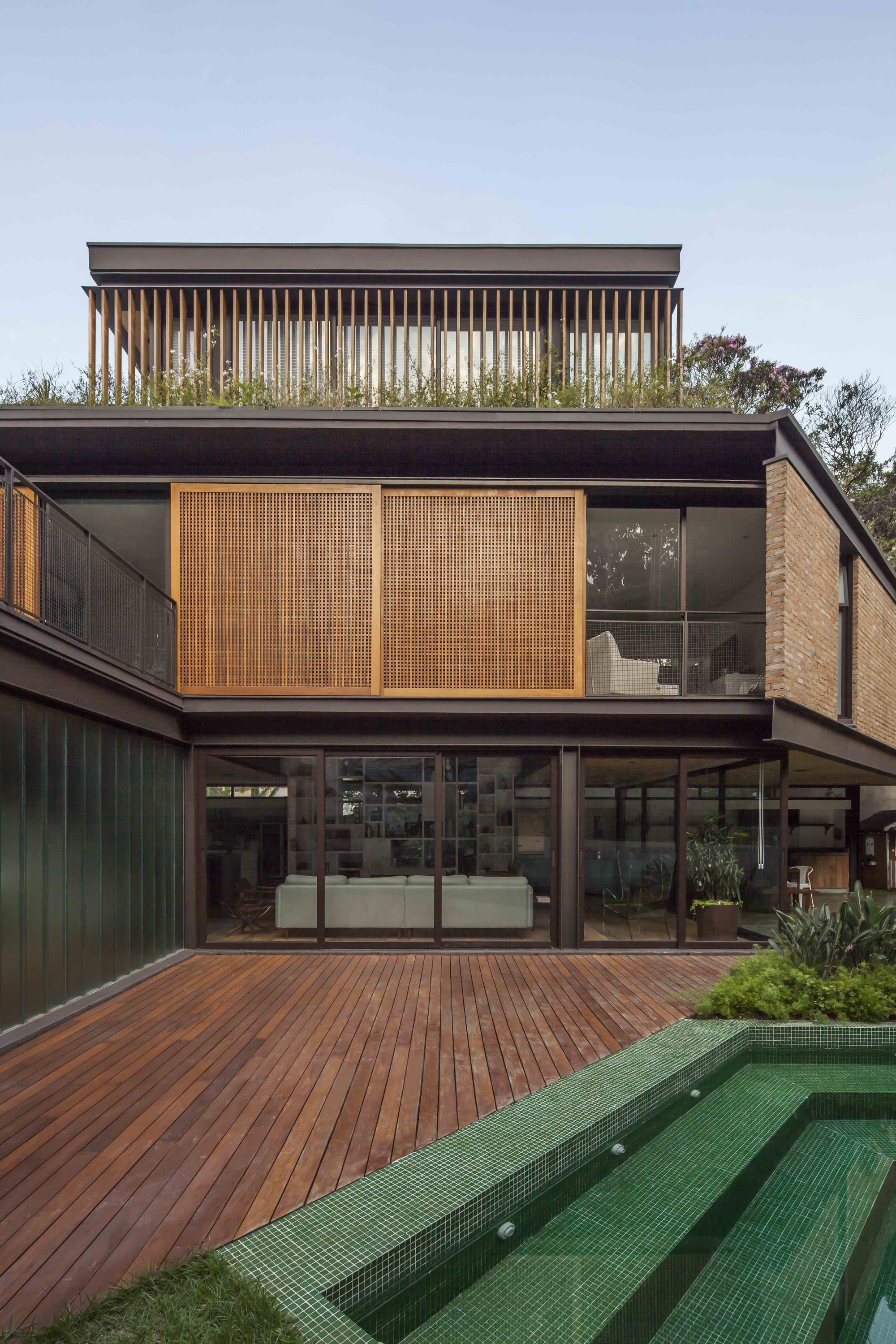 Gallery of Pacaembu House / DMDV arquitetos - 6