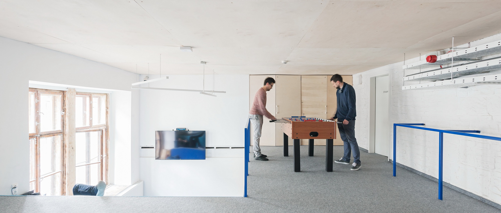 Gallery of FLOW Hostel / Partizan Architecture - 24