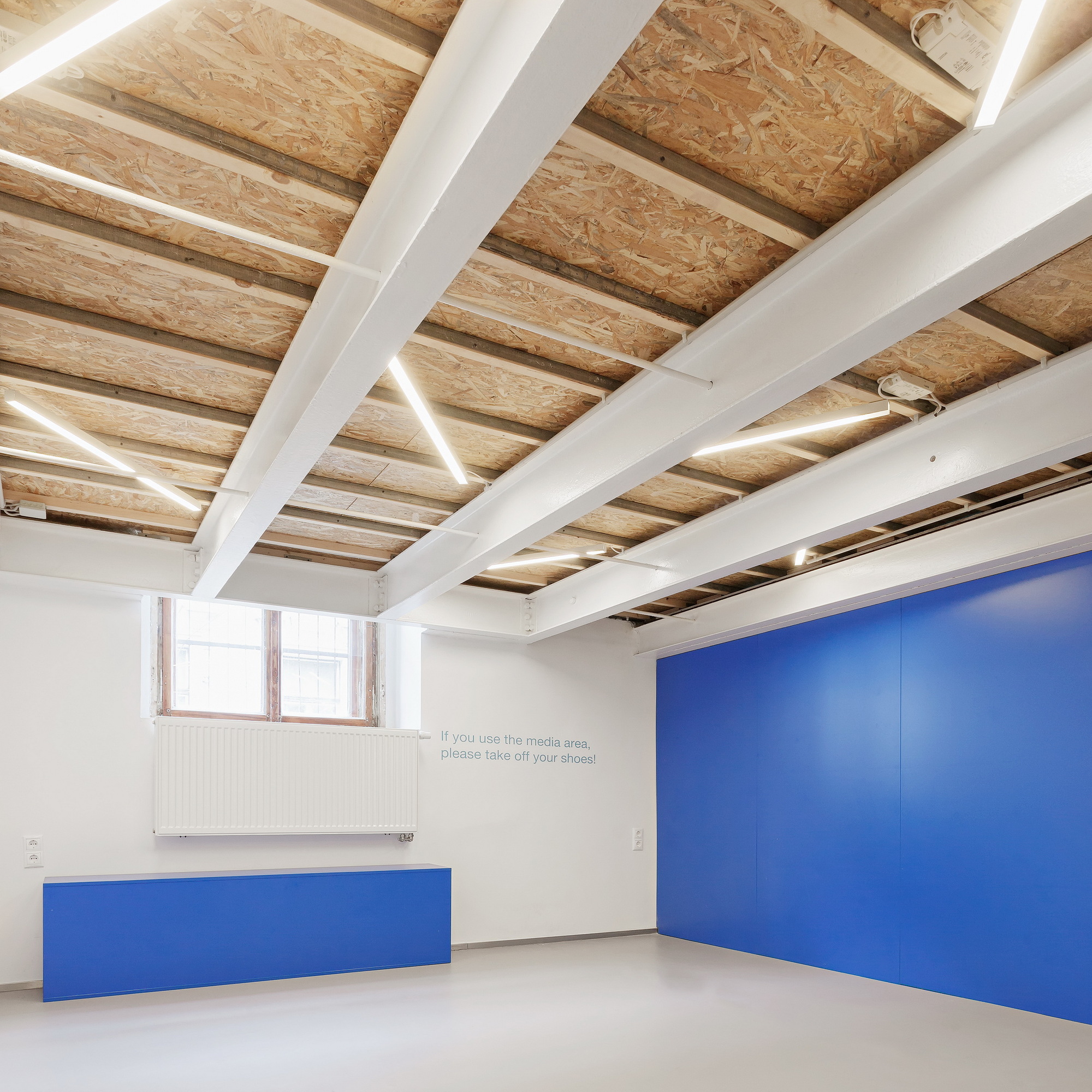 Gallery of FLOW Hostel / Partizan Architecture - 5