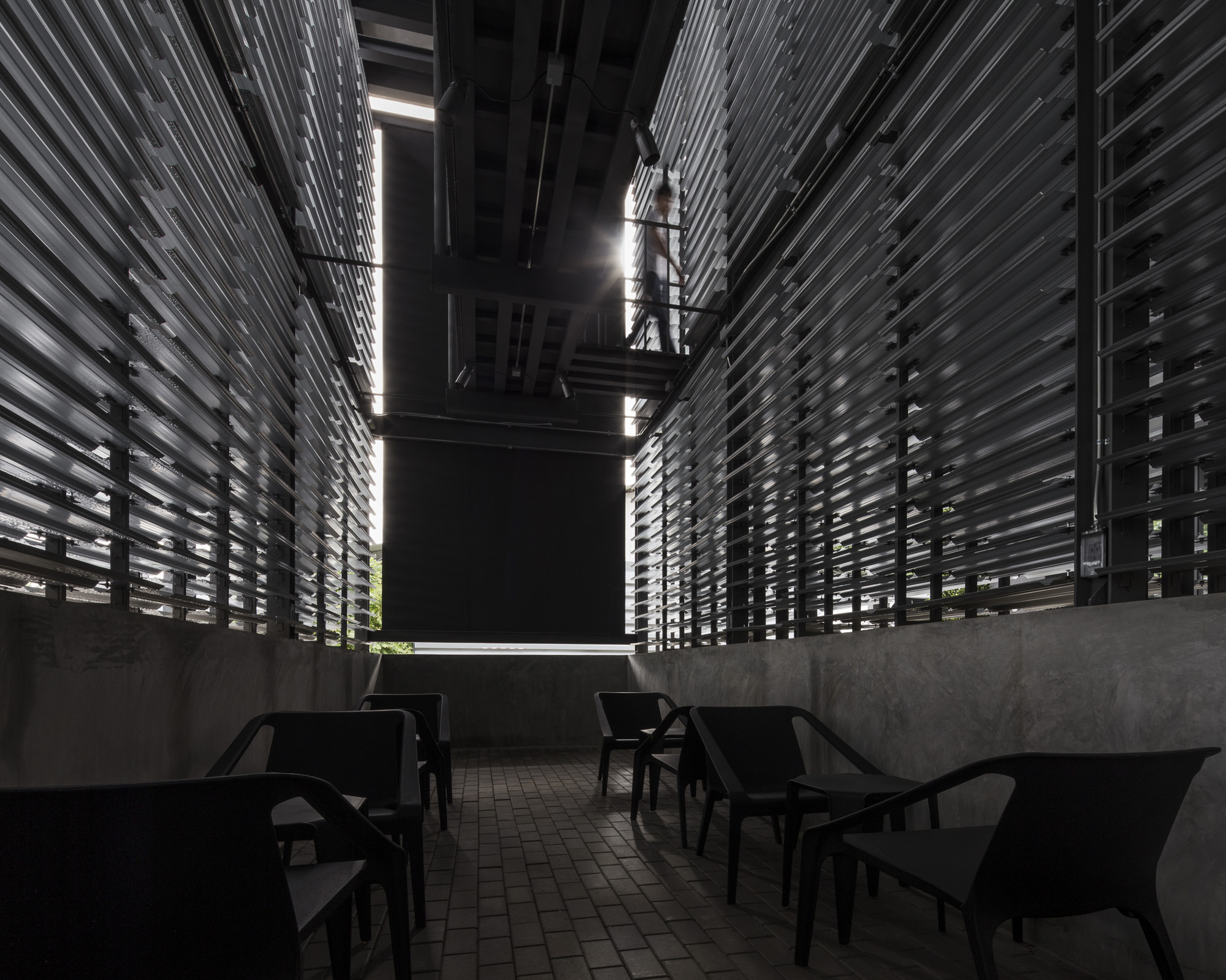 Gallery of CLASS Cafe Buriram / Sake Architects - 9