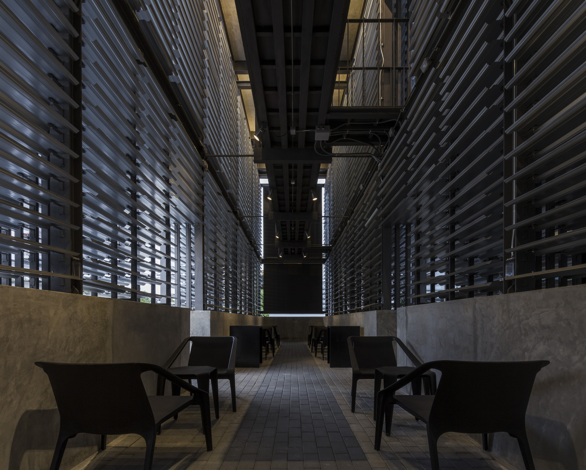 Gallery of CLASS Cafe Buriram / Sake Architects - 6