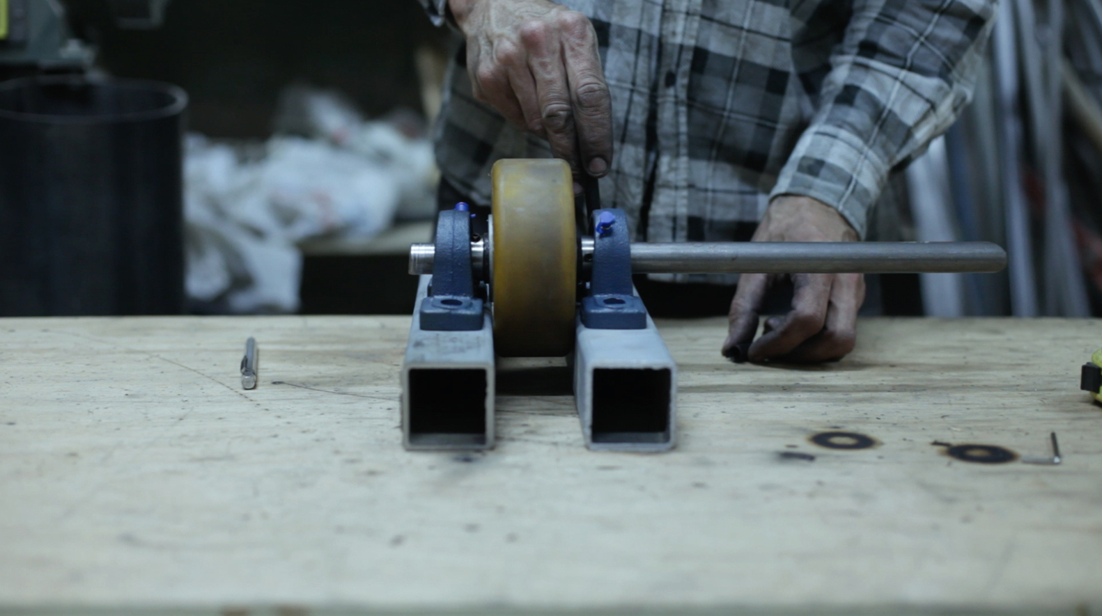 Gallery of Hidden Studio Beneath a Busy Bridge Provides Creative ...