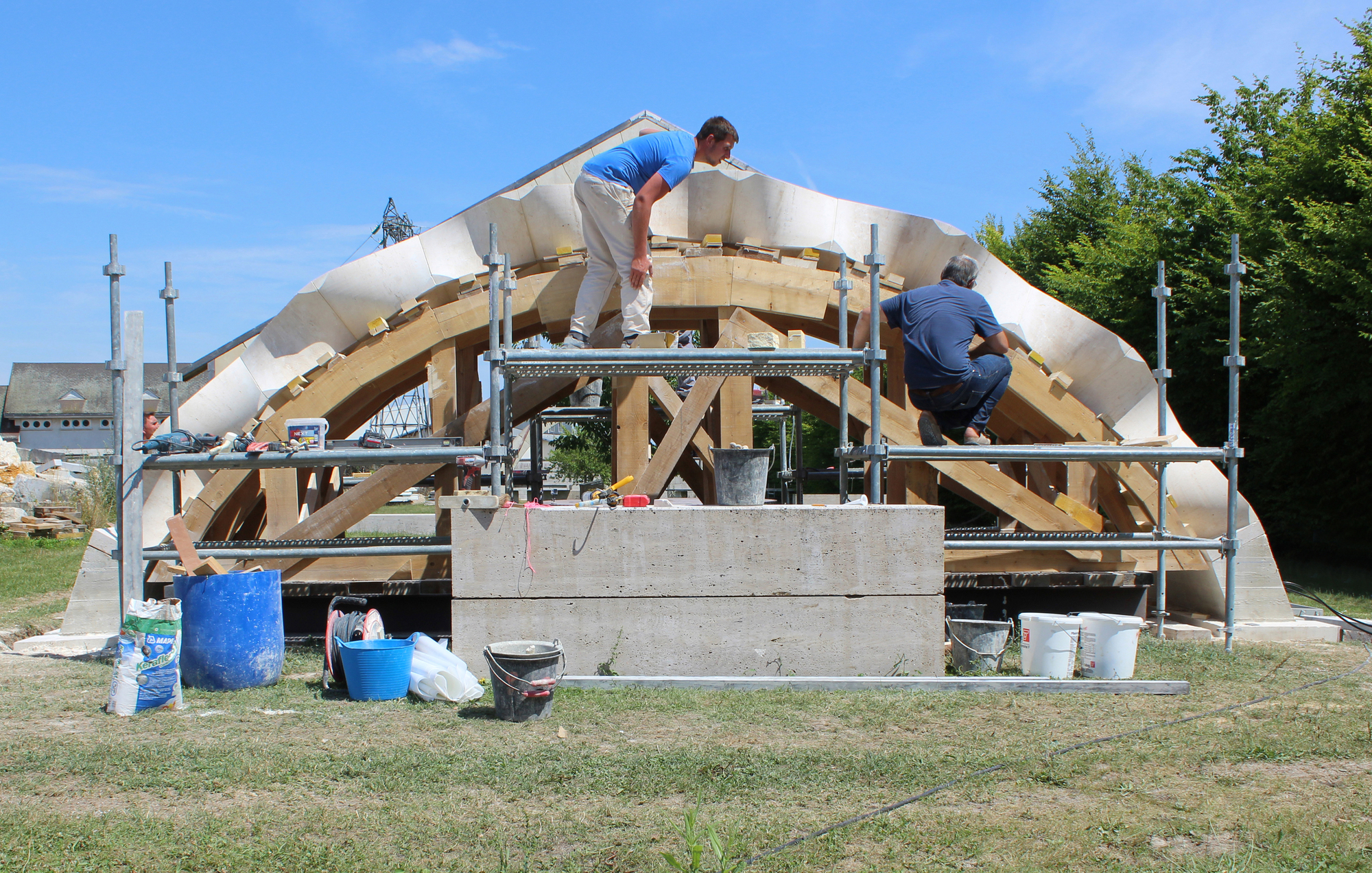 Gallery of This Stone Vault Prototype Creates Almost No Material Waste - 20