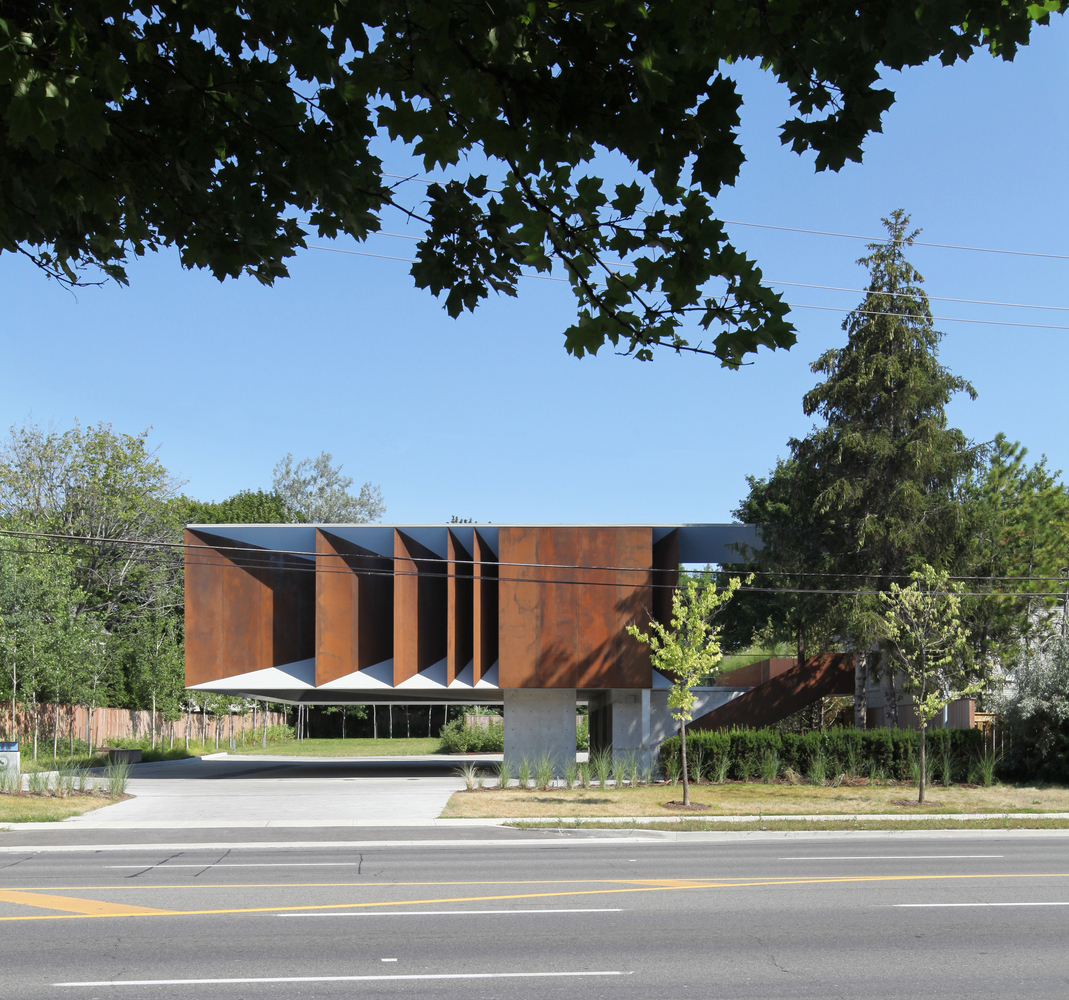 Gallery of Wong Dai Sin Temple / Shim-Sutcliffe Architects - 11