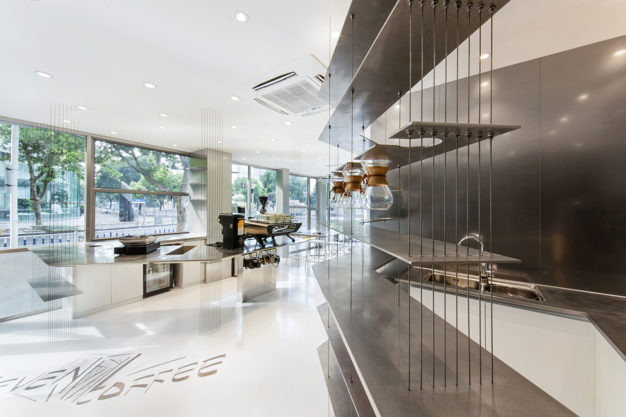 Gallery of Seven Coffee / dongqi Design - 14
