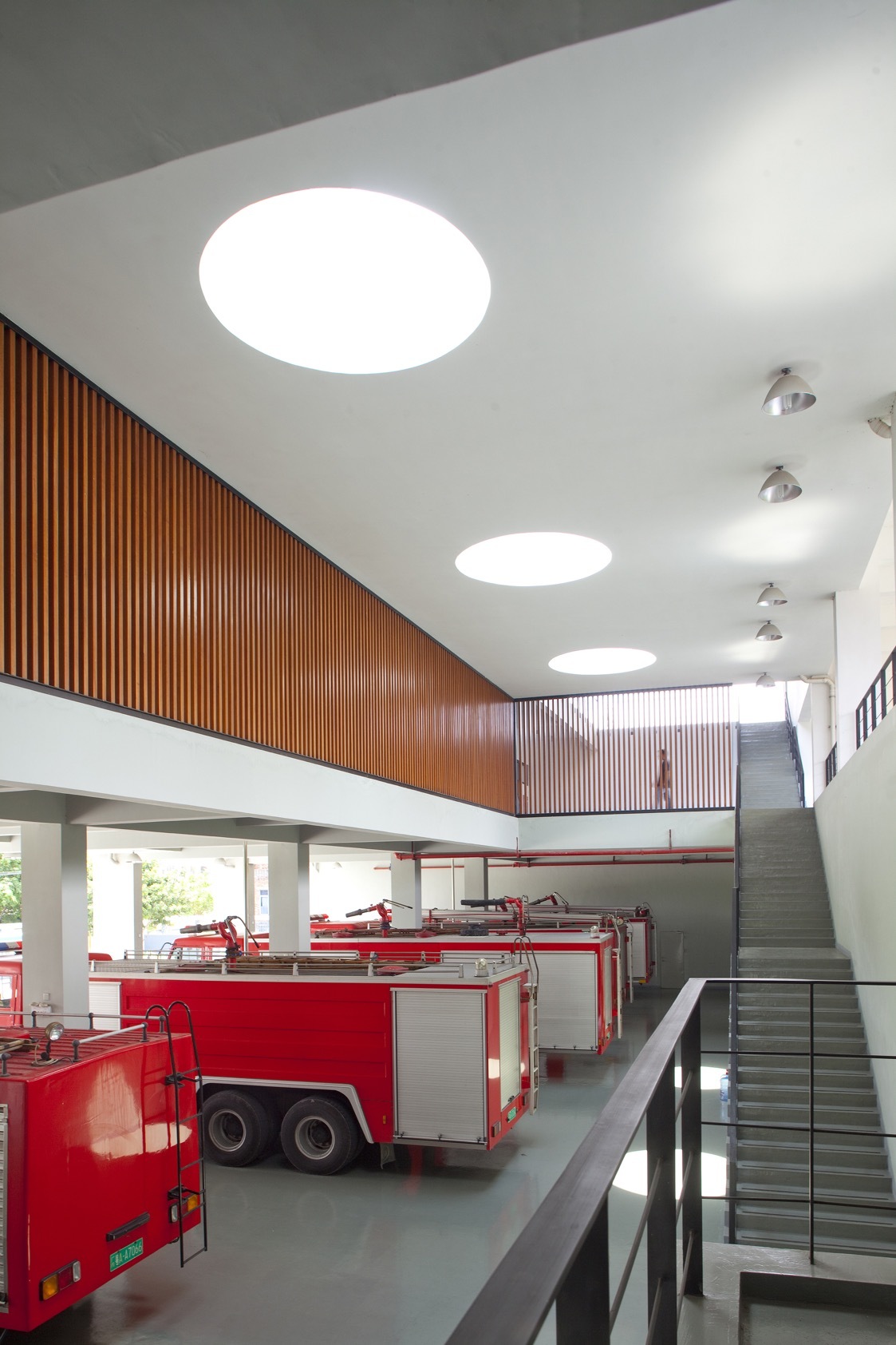 Gallery of Fire Station of Guangzhou Holdings Nansha Industrial Park ...