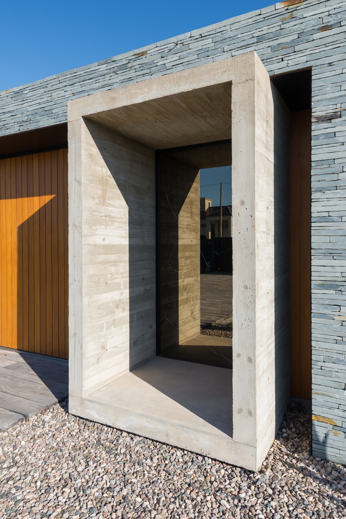 Galería de Casa Prisma / Roberto Benito - 23