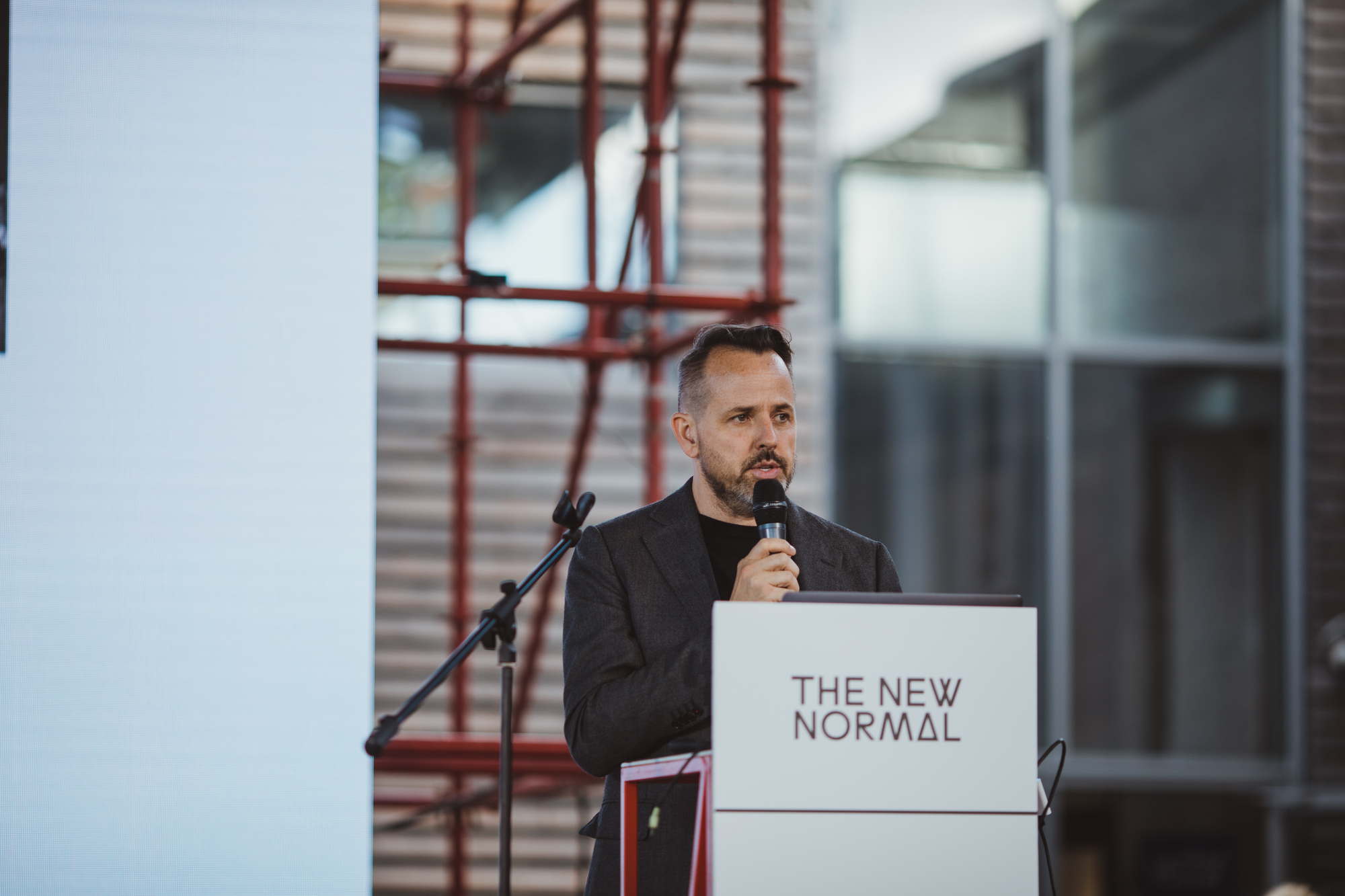 Gallery of The New Normal: Benjamin Bratton on the Language of Hybrids - 2